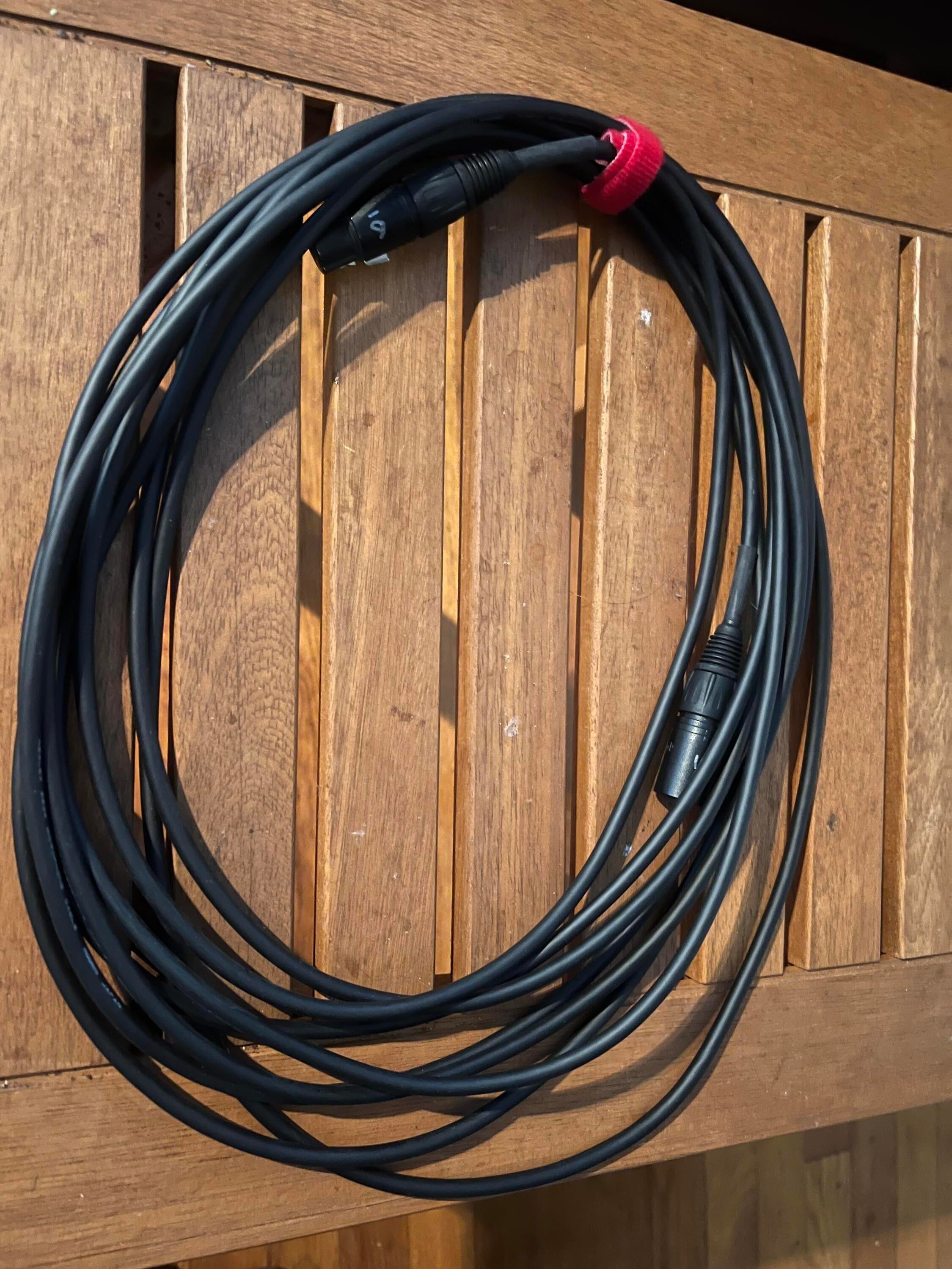 Used Mogami Gold Studio Microphone - Sweetwater's Gear Exchange