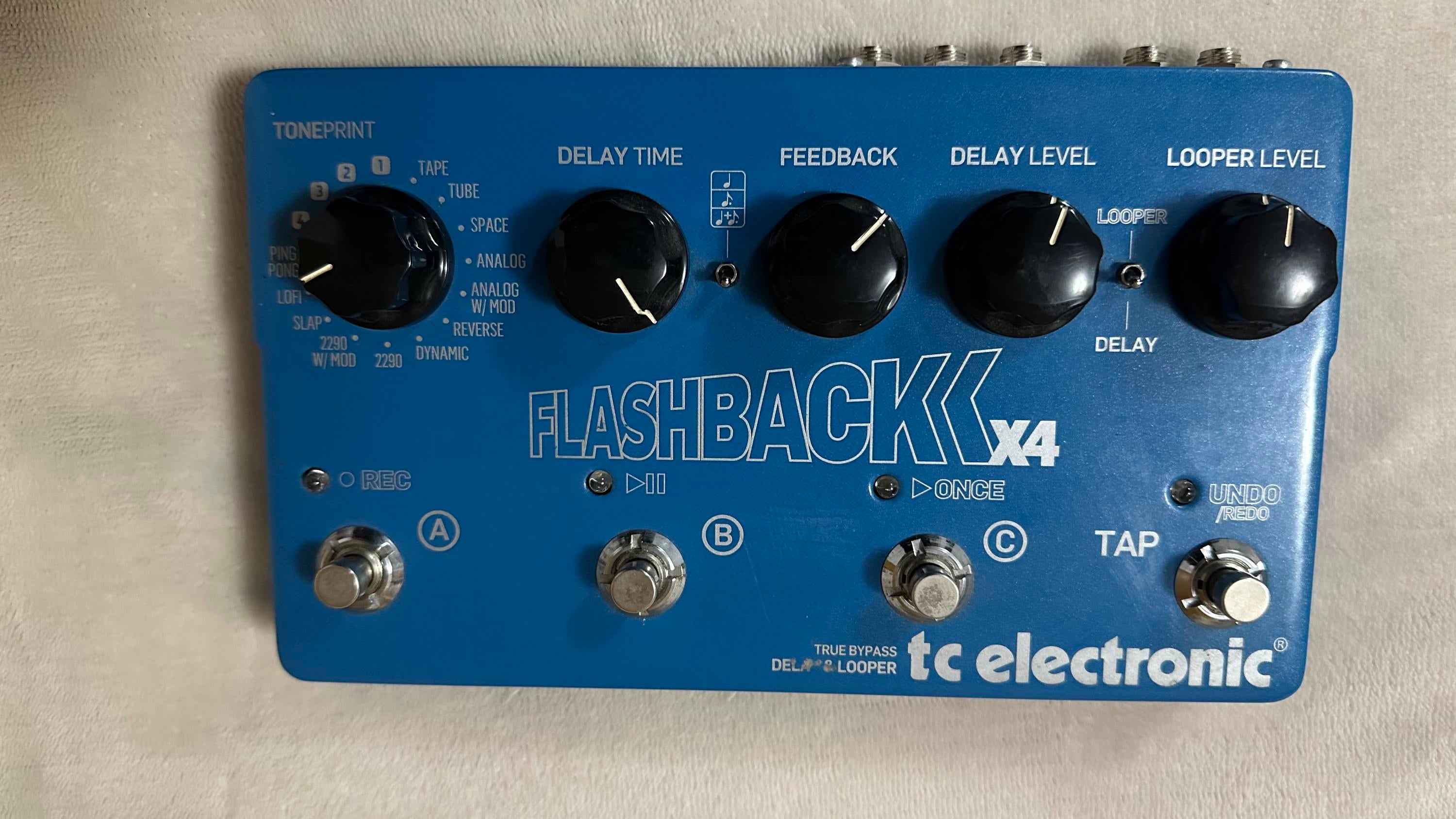 Used TC Electronic Flashback 2 X4 - Sweetwater's Gear Exchange