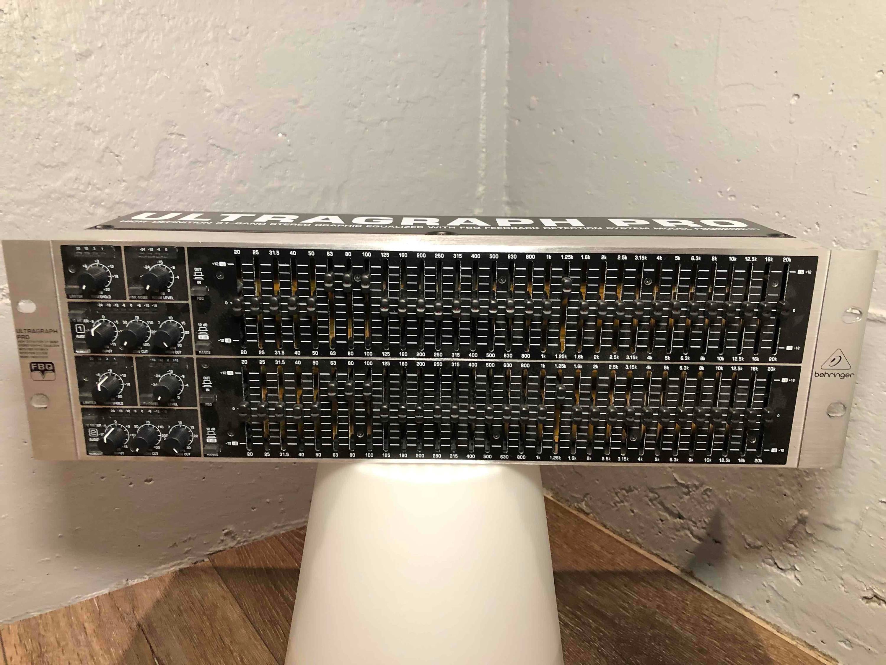 Used Behringer Ultragraph Pro - Sweetwater's Gear Exchange