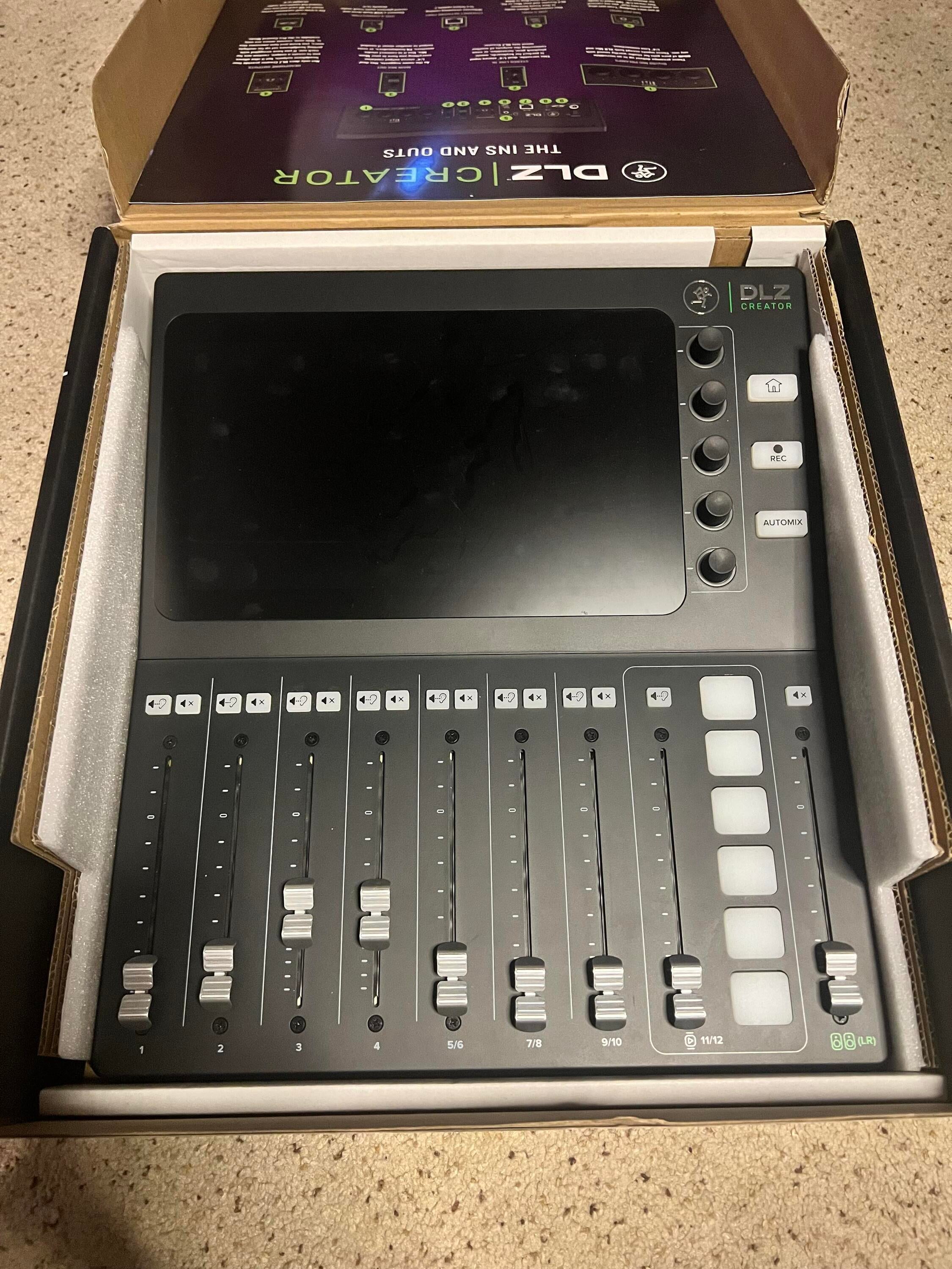 Used Mackie DLZ Creator 12-channel - Sweetwater's Gear Exchange