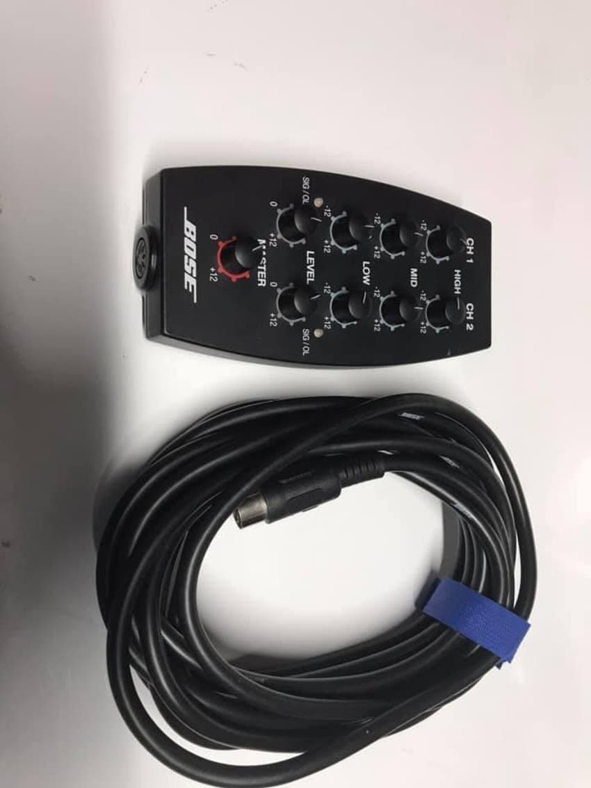 Used Bose R1 Remote Mixer with - Sweetwater's Gear Exchange