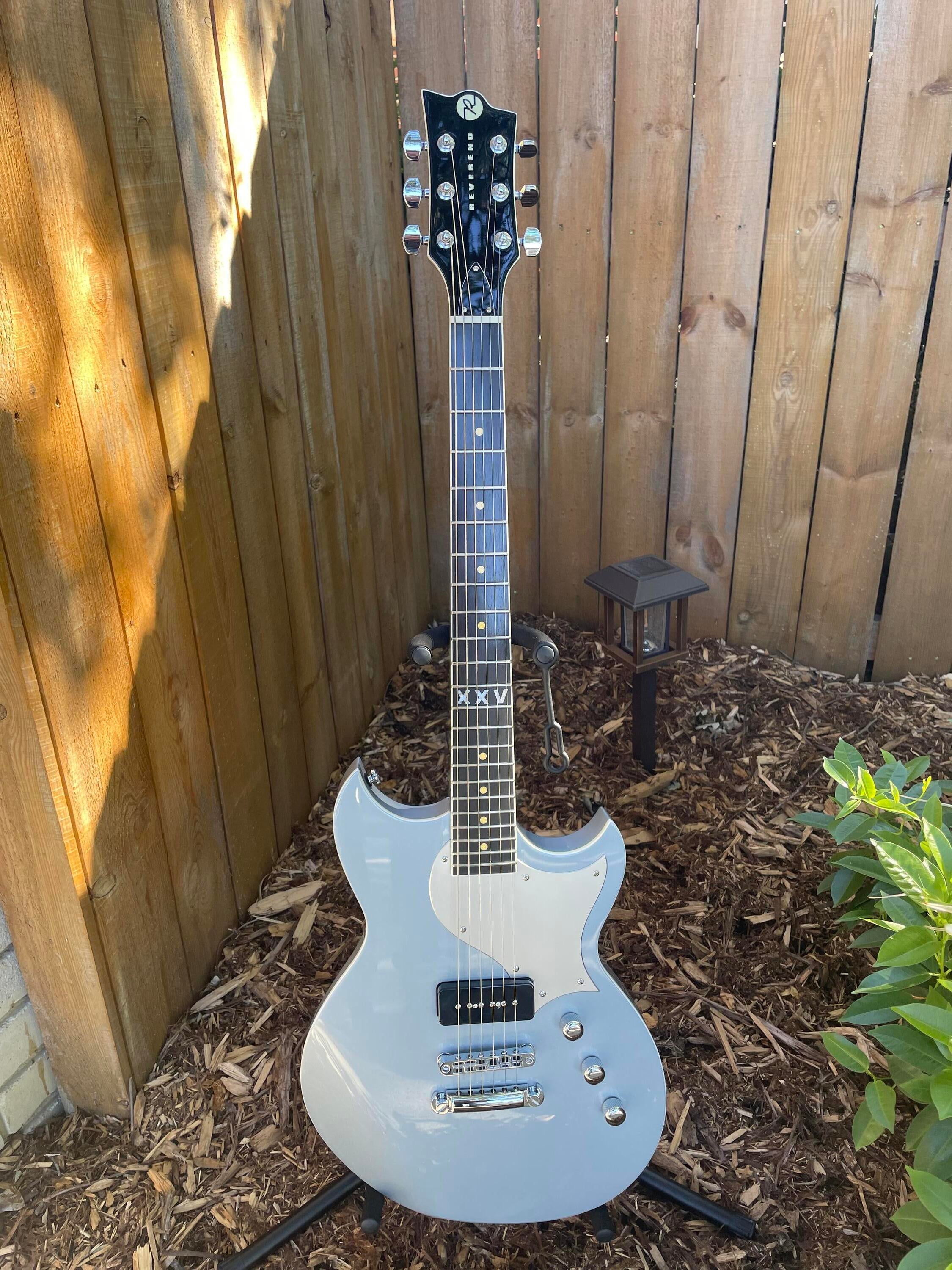 Used Reverend Sensei Jr. 25th Anniversary - Sweetwater's Gear Exchange