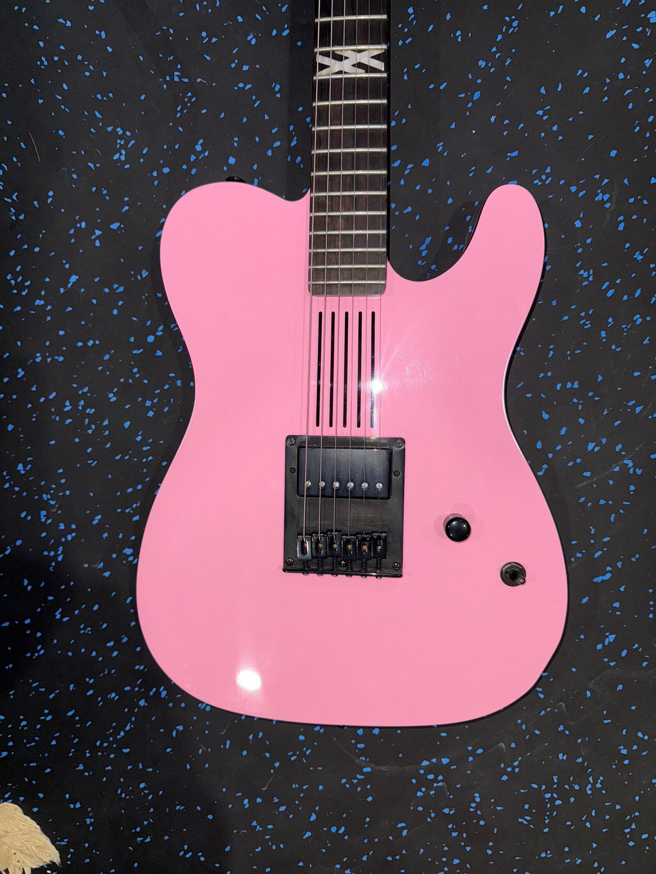 Used Schecter Machine Gun Kelly - Sweetwater's Gear Exchange