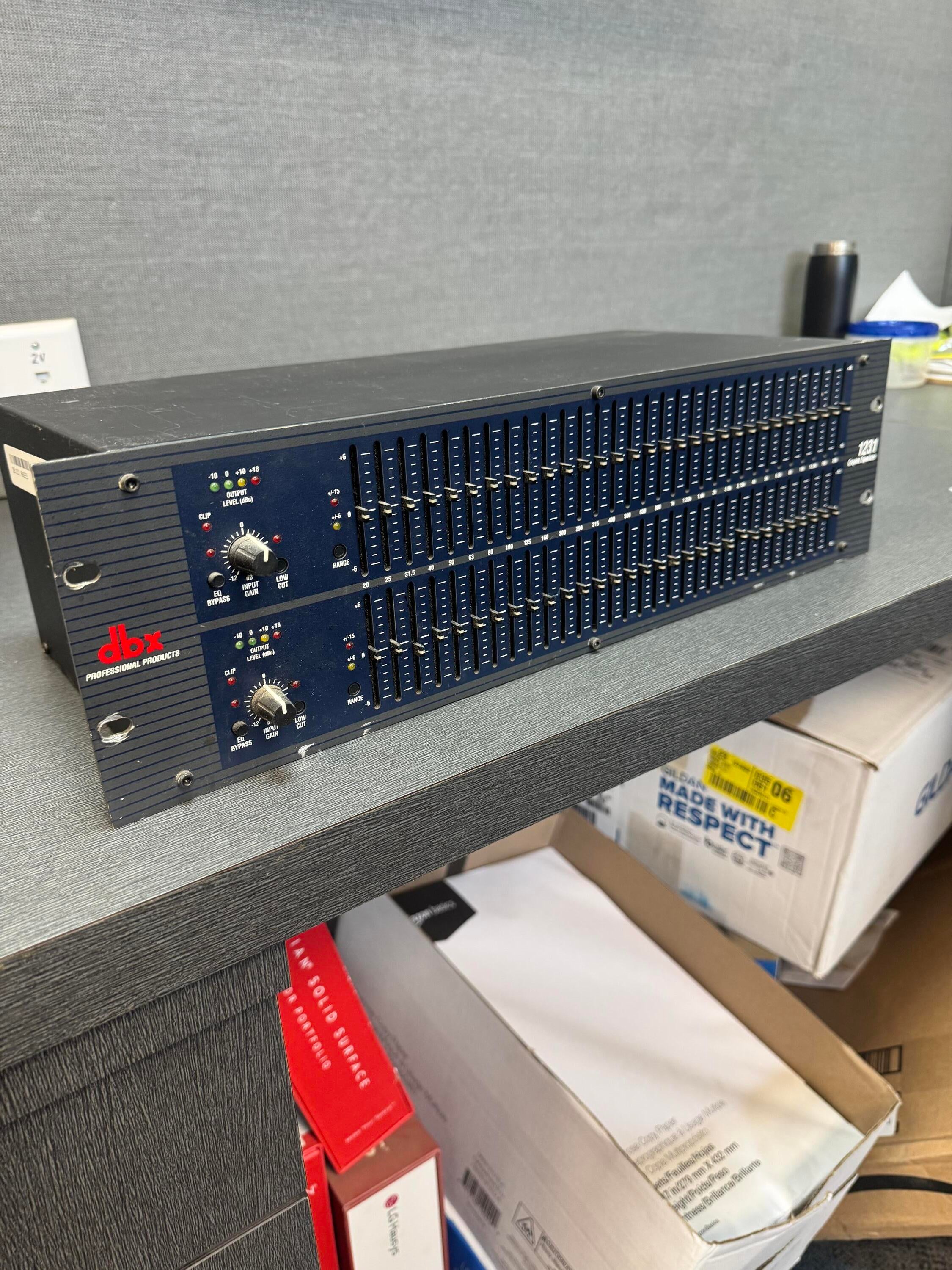 Used dbx 1231 Dual 31-band Graphic - Sweetwater's Gear Exchange