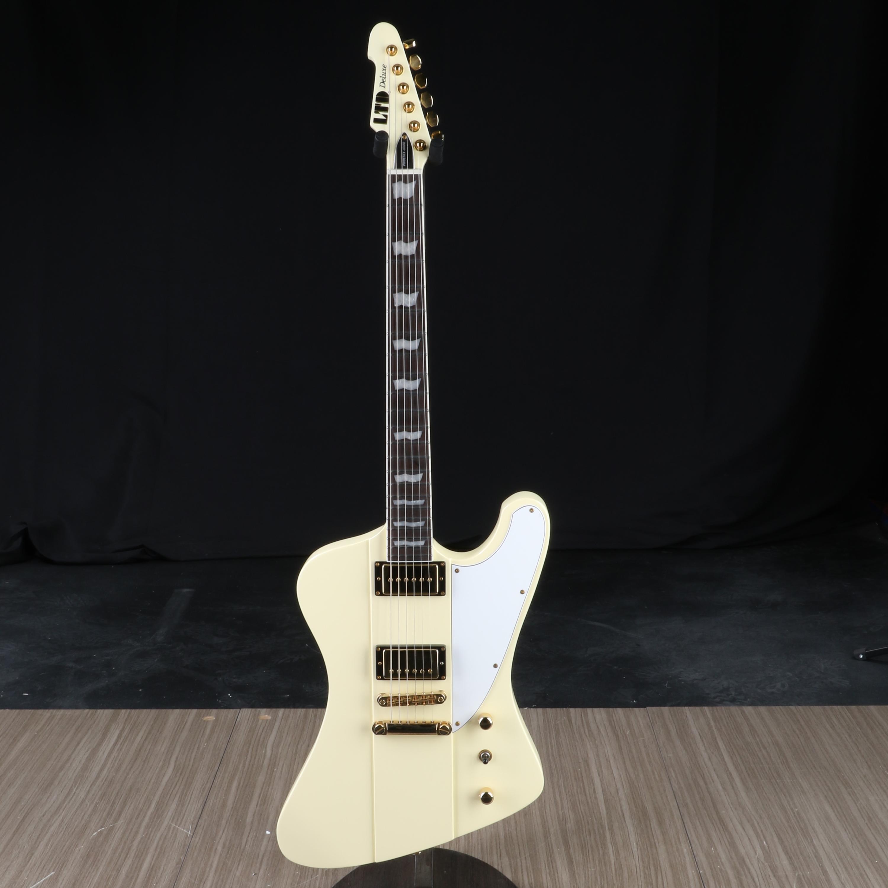 Used ESP LTD Phoenix-1000 Electric - Sweetwater's Gear Exchange