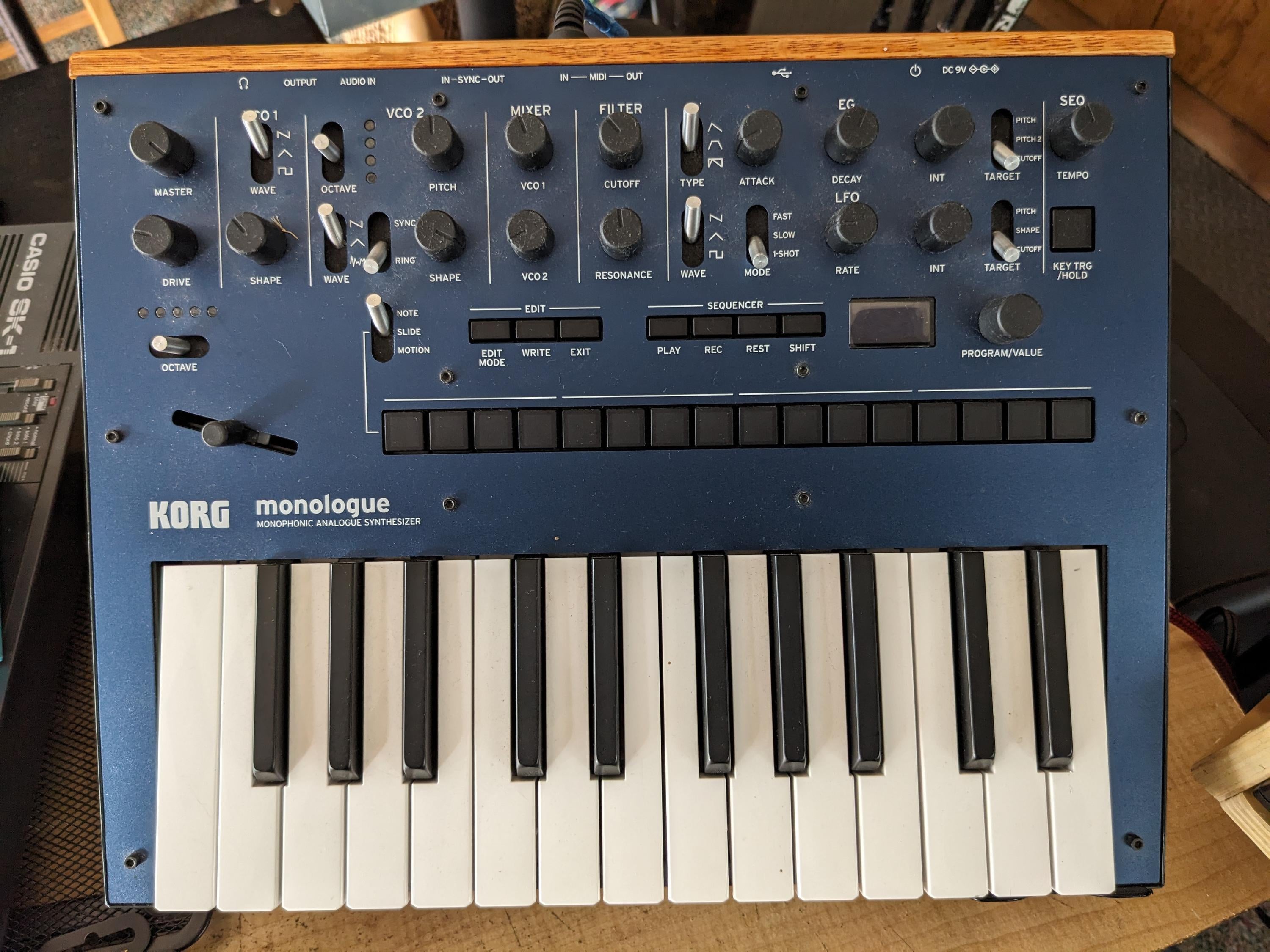 Used Korg monologue Analog - Sweetwater's Gear Exchange