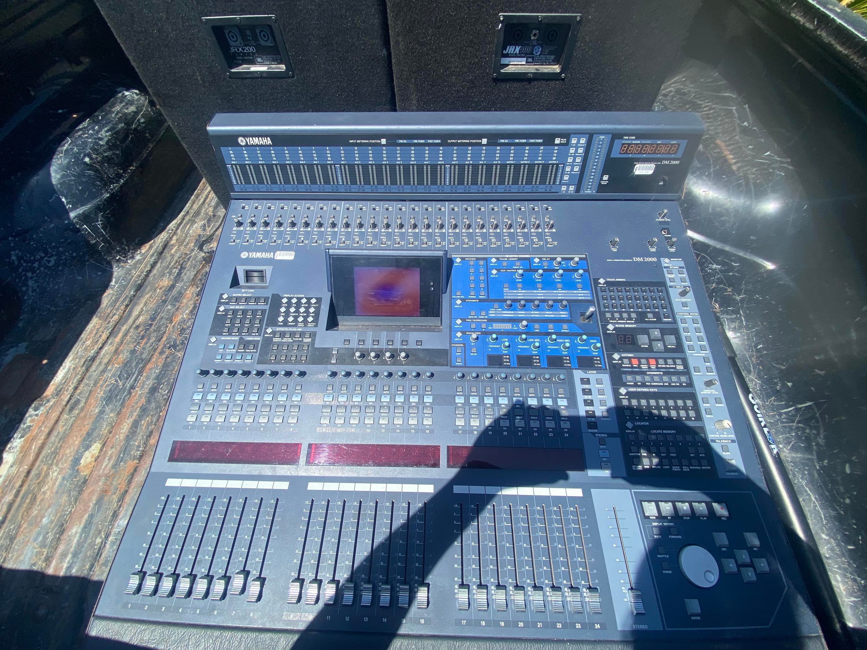 Used Yamaha DM2000 vcm - Sweetwater's Gear Exchange