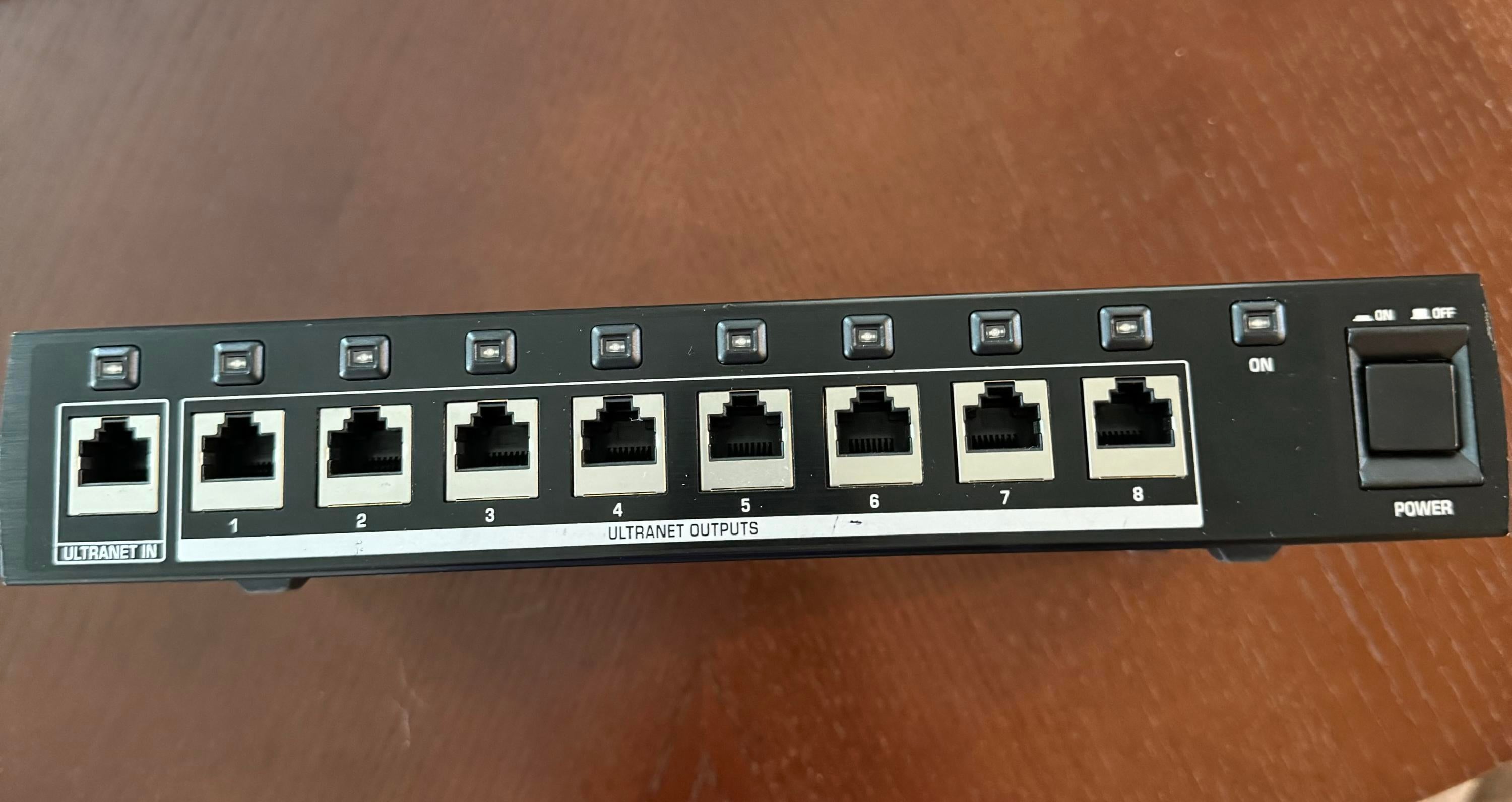 Used Behringer Powerplay P16-D - Sweetwater's Gear Exchange