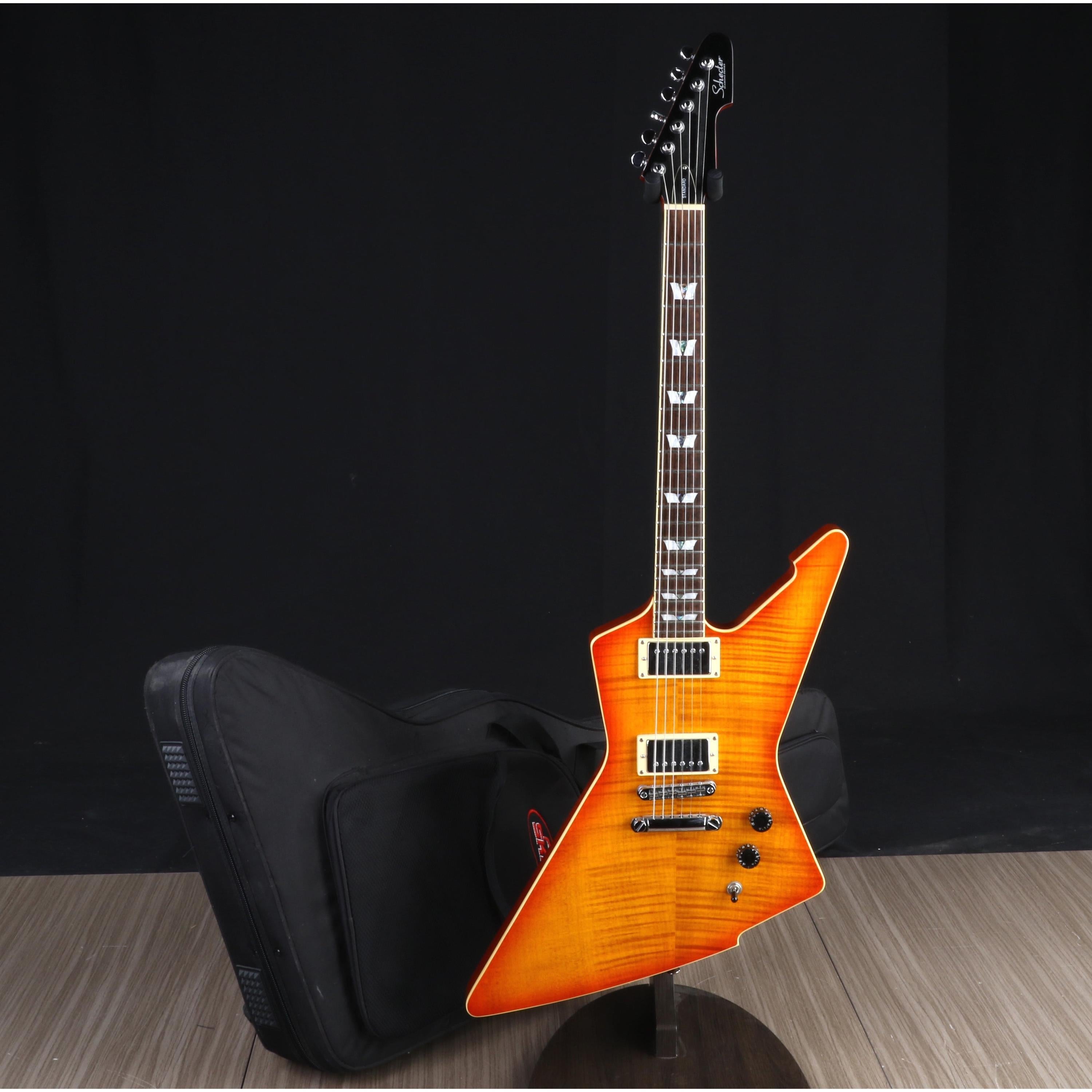 Used Schecter Schecter E1 Explorer - Sweetwater's Gear Exchange