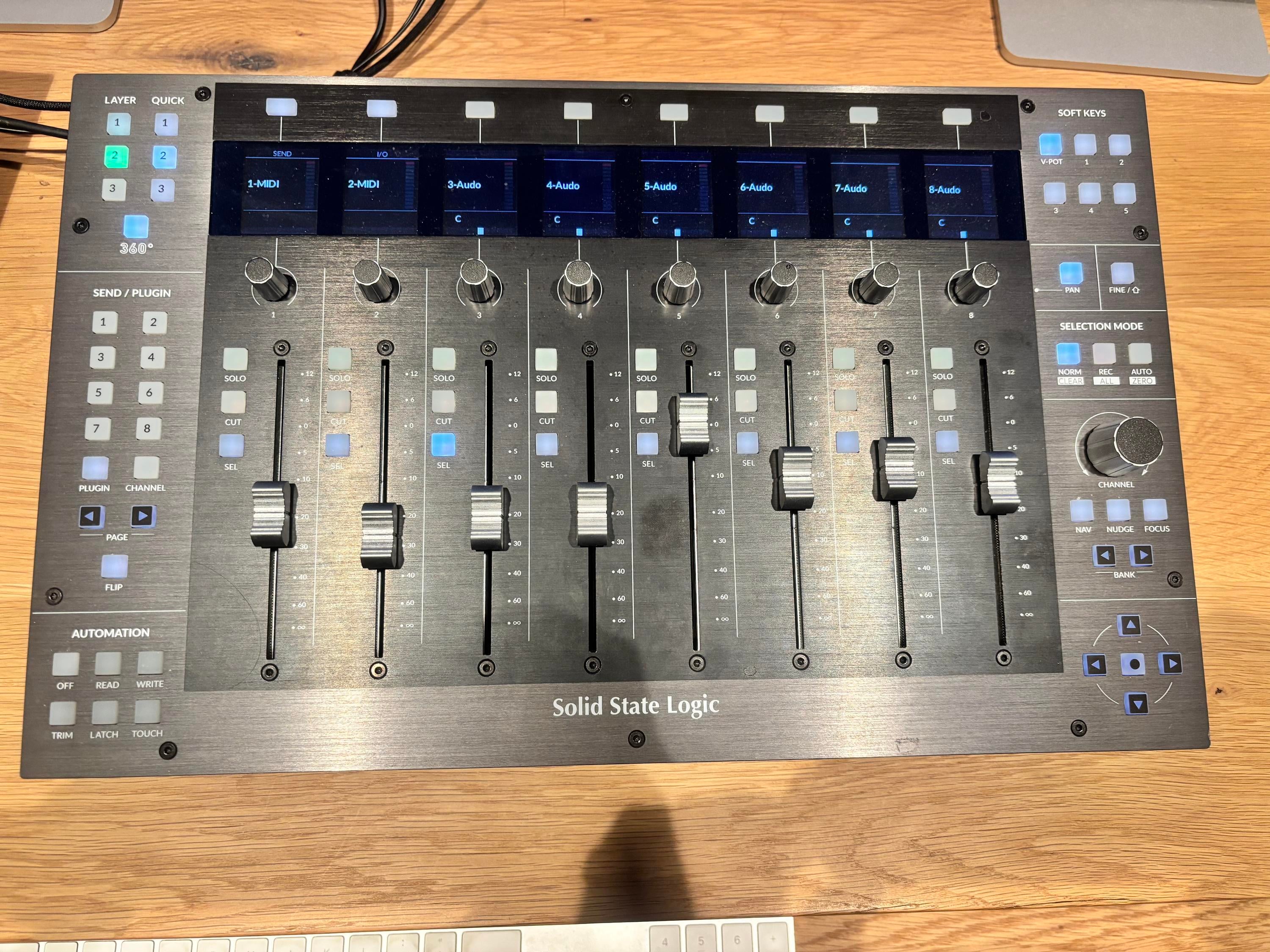 Used Solid State Logic UF8 Advanced - Sweetwater's Gear Exchange