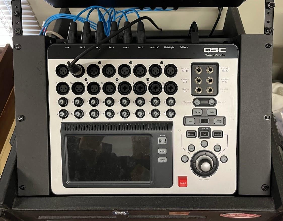 Used QSC TouchMix-16 22-channel - Sweetwater's Gear Exchange