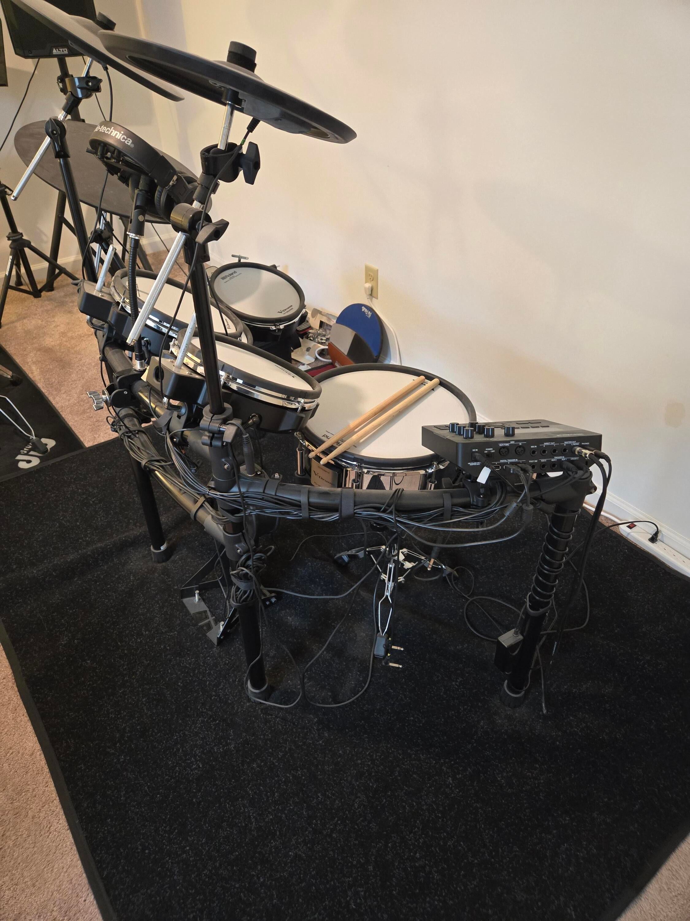 Used Roland V-Drums TD-27KV - Sweetwater's Gear Exchange