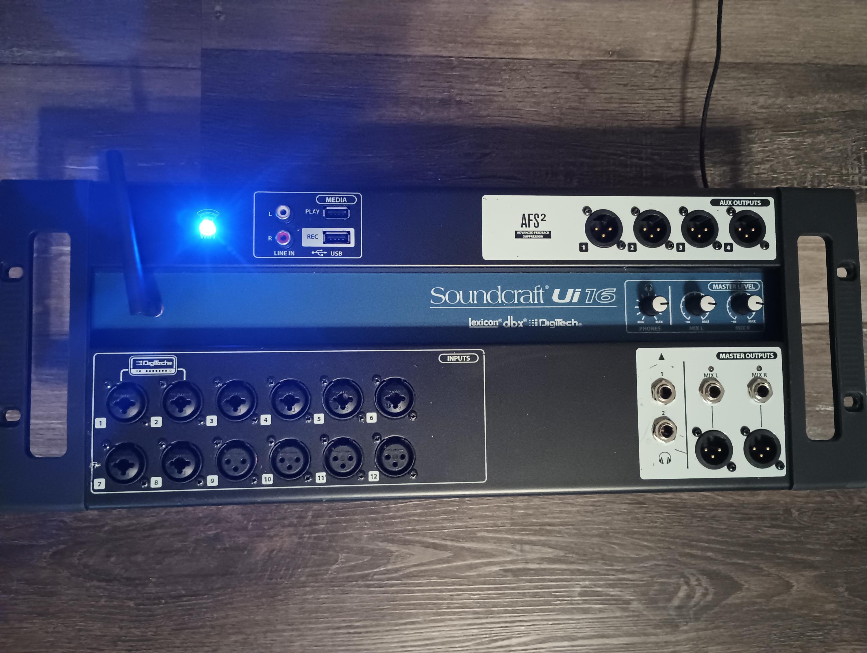 Used Soundcraft Ui16 16-channel - Sweetwater's Gear Exchange