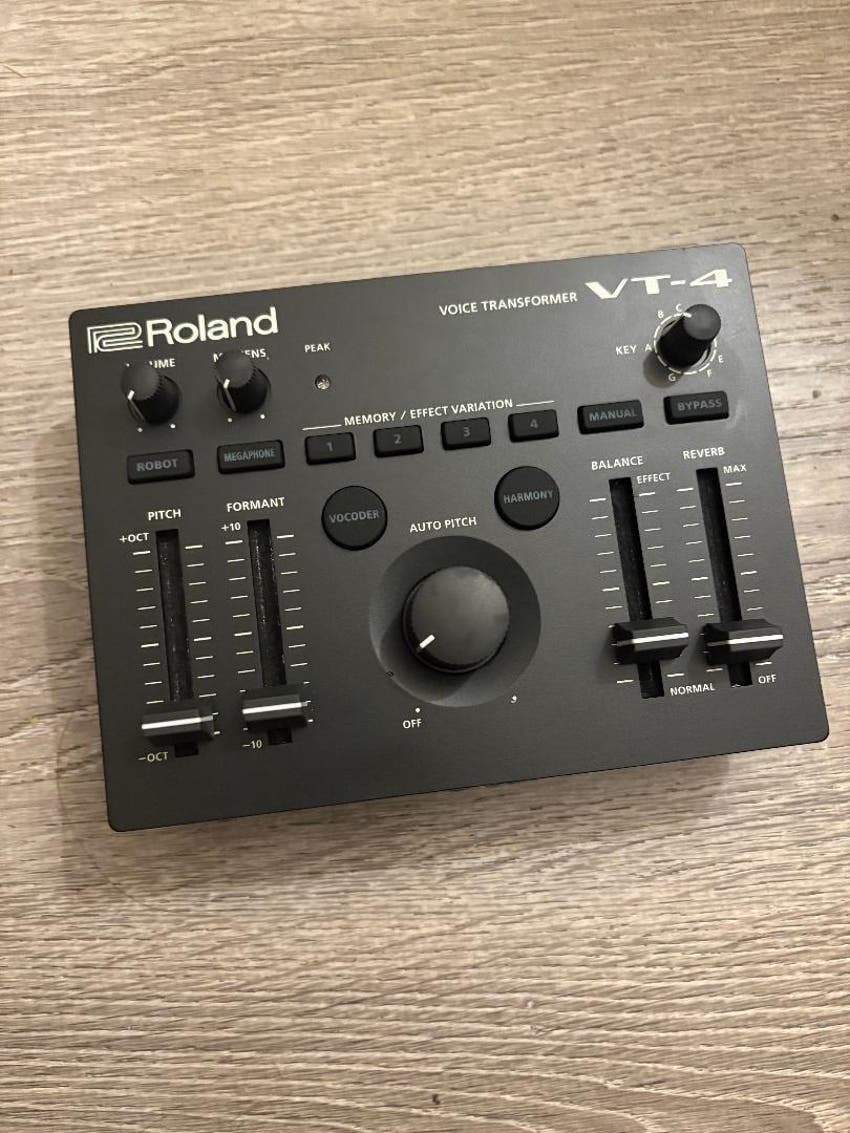 Used Roland VT-4 Voice Transformer - Sweetwater's Gear Exchange