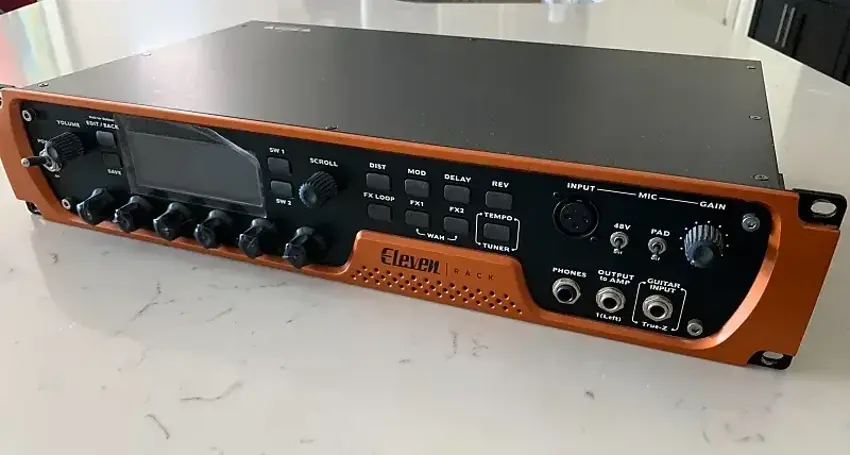 Used Avid Eleven Rack Guitar - Sweetwater's Gear Exchange