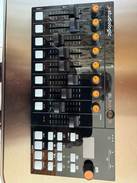 Used Studiologic SL Mixface Control - Sweetwater's Gear Exchange