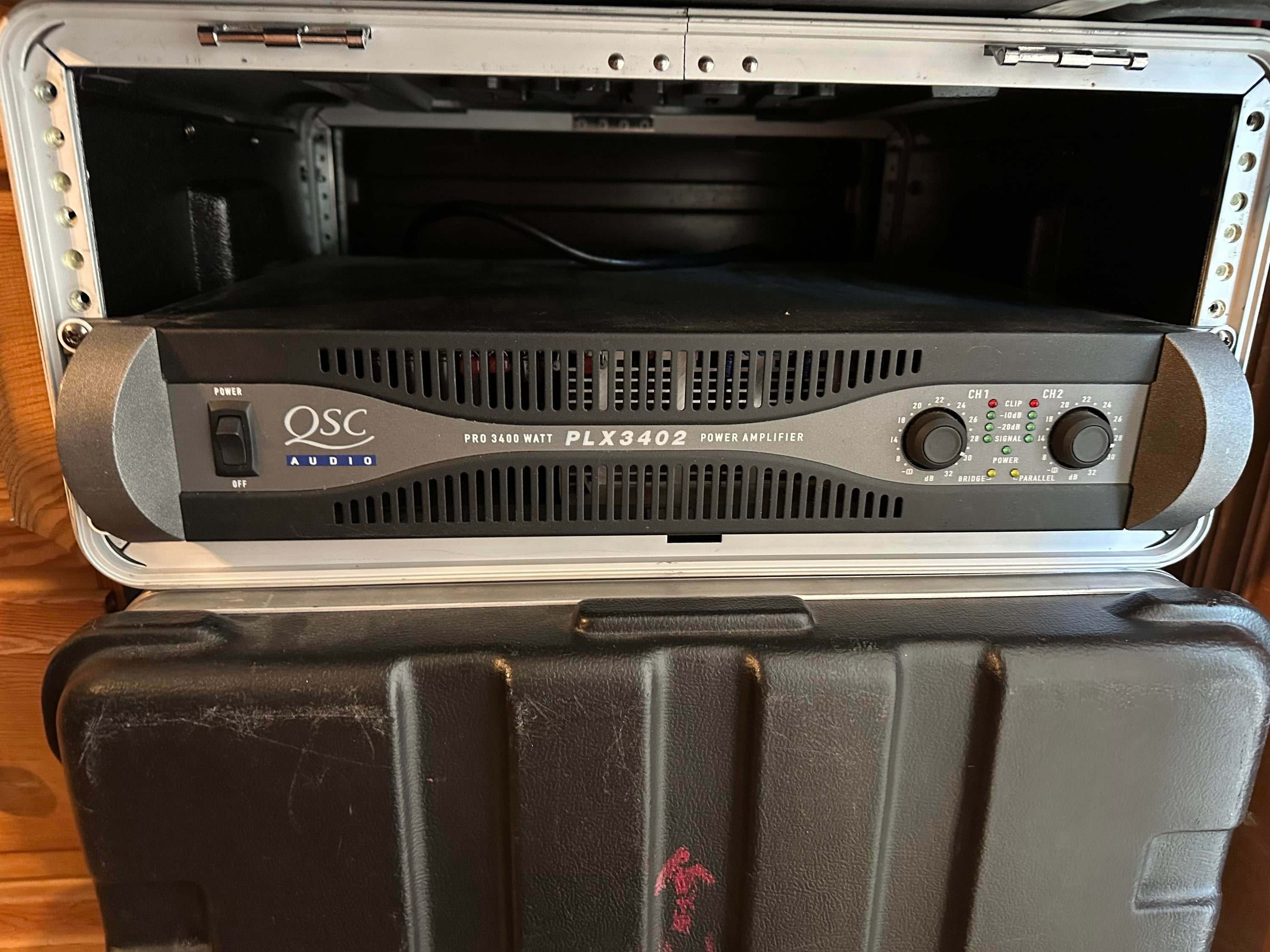 Used QSC PLX 3402 Power Amplifier - Sweetwater's Gear Exchange
