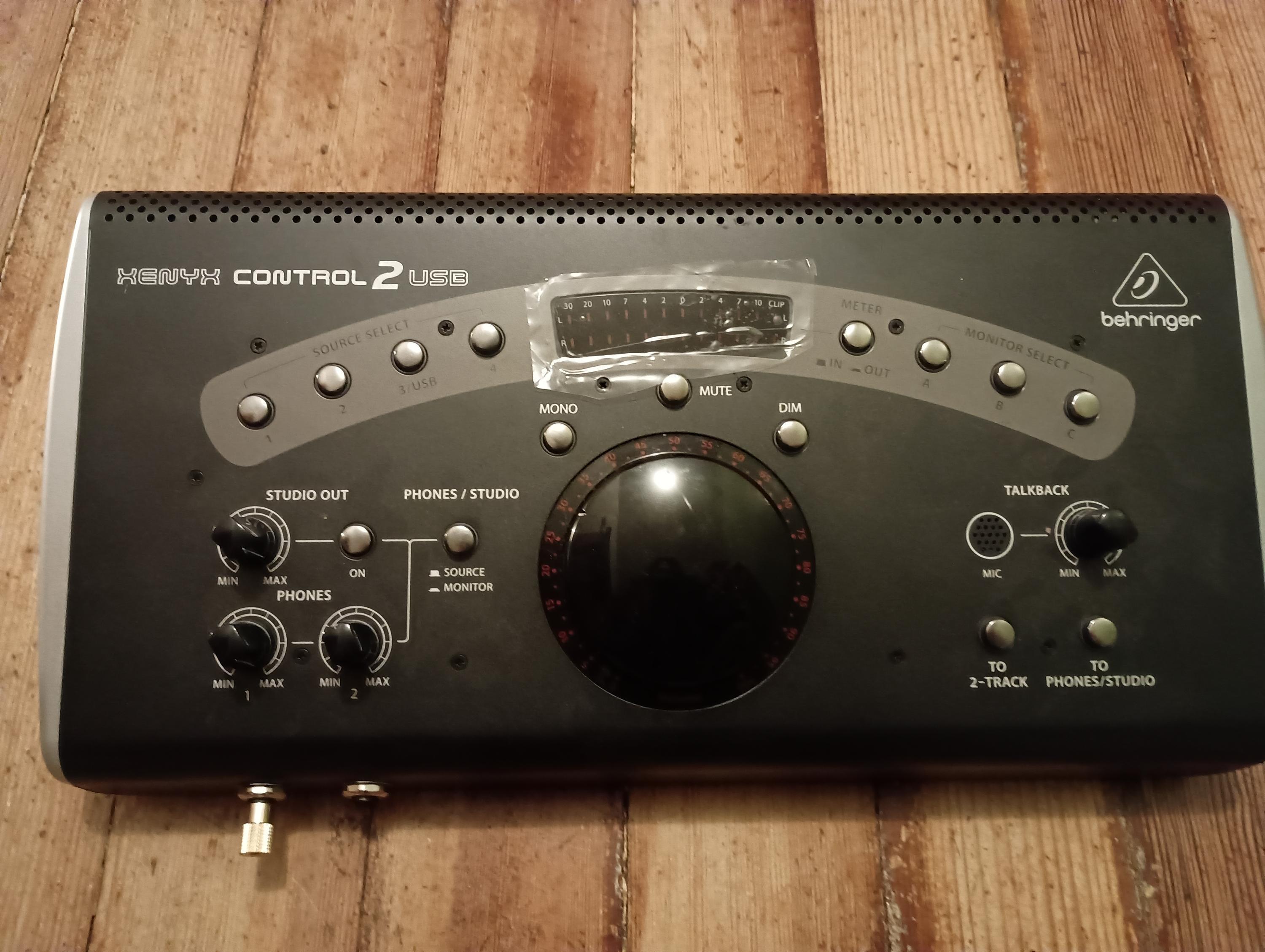Used Behringer CONTROL2USB High-end - Sweetwater's Gear Exchange