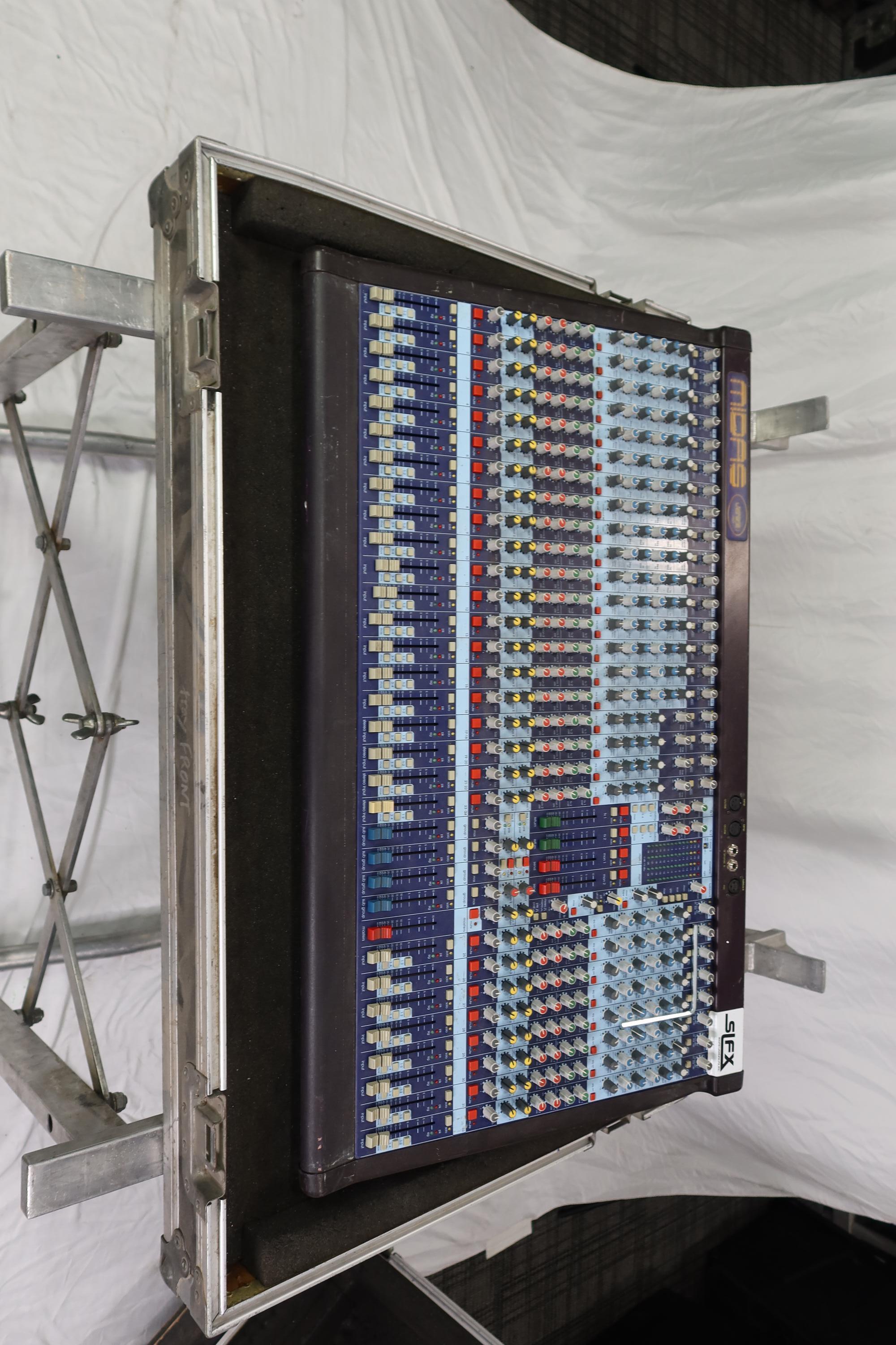 Used Midas Venice 320 32-Channel / - Sweetwater's Gear Exchange