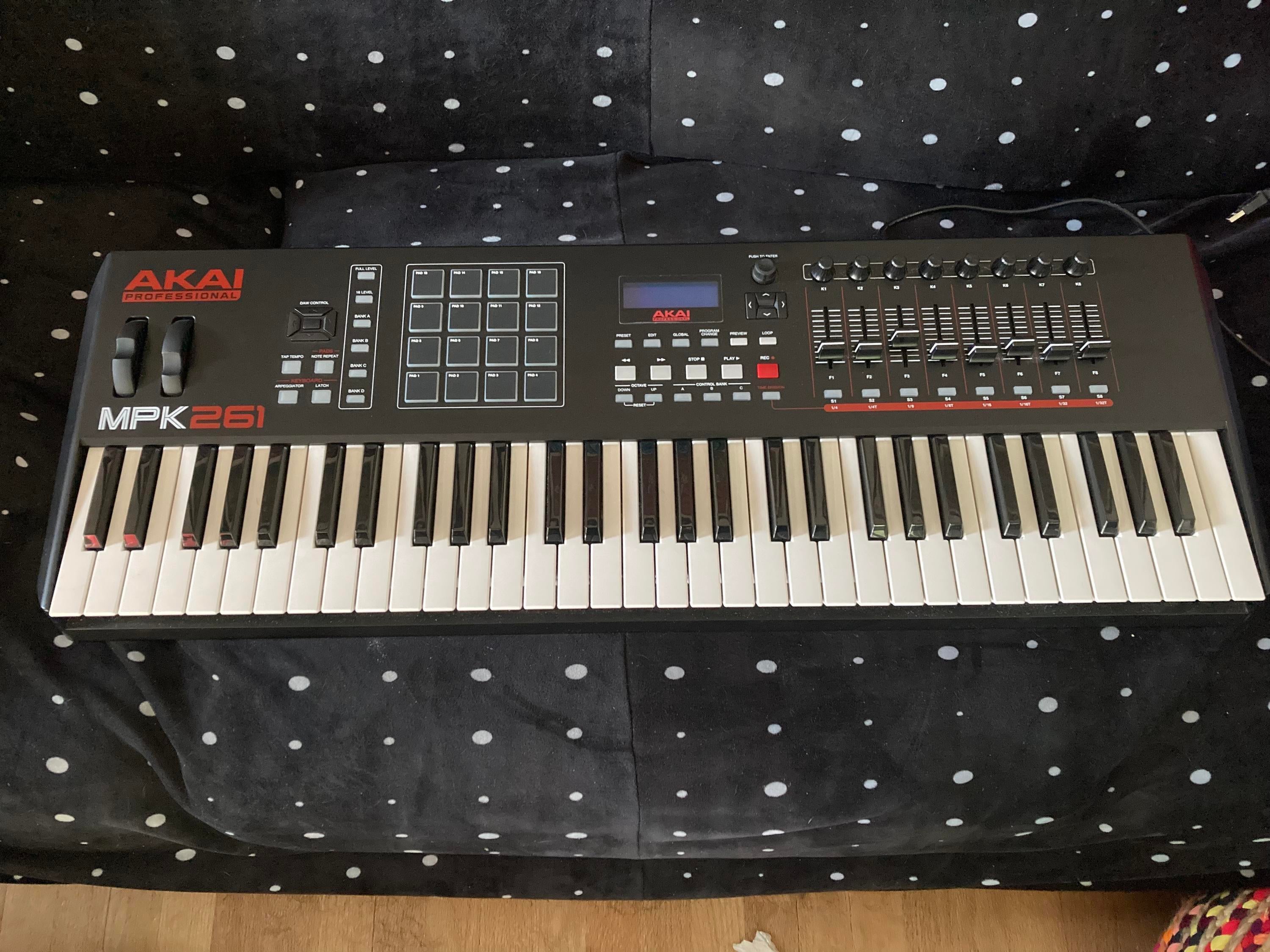 Used Akai Professional MPK261 - Sweetwater's Gear Exchange