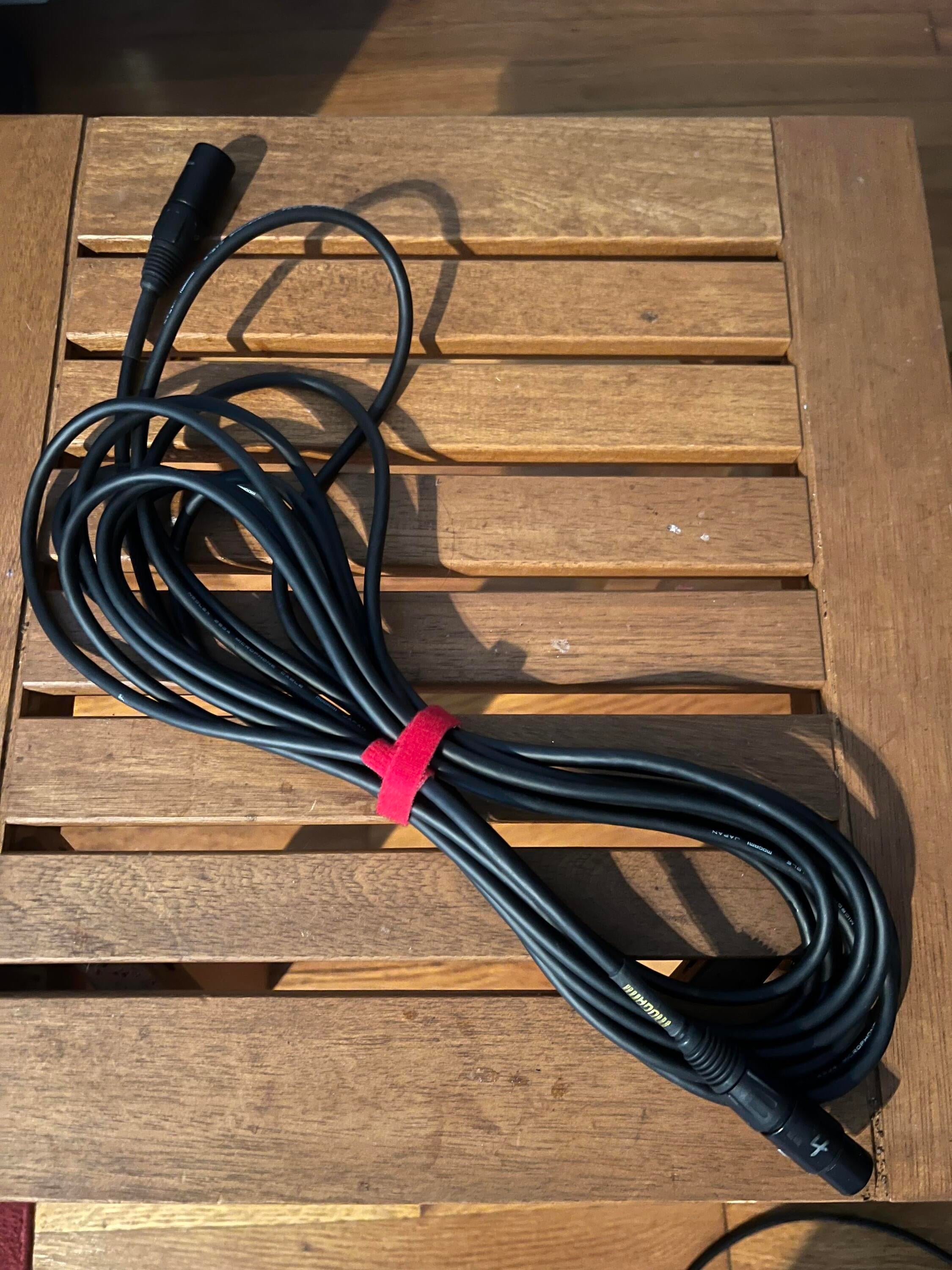 Used Mogami Gold Studio Microphone - Sweetwater's Gear Exchange