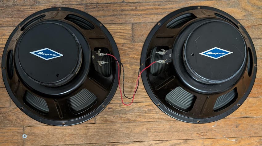 Used Ampeg 2 Ampeg 12" Guitar - Sweetwater's Gear Exchange