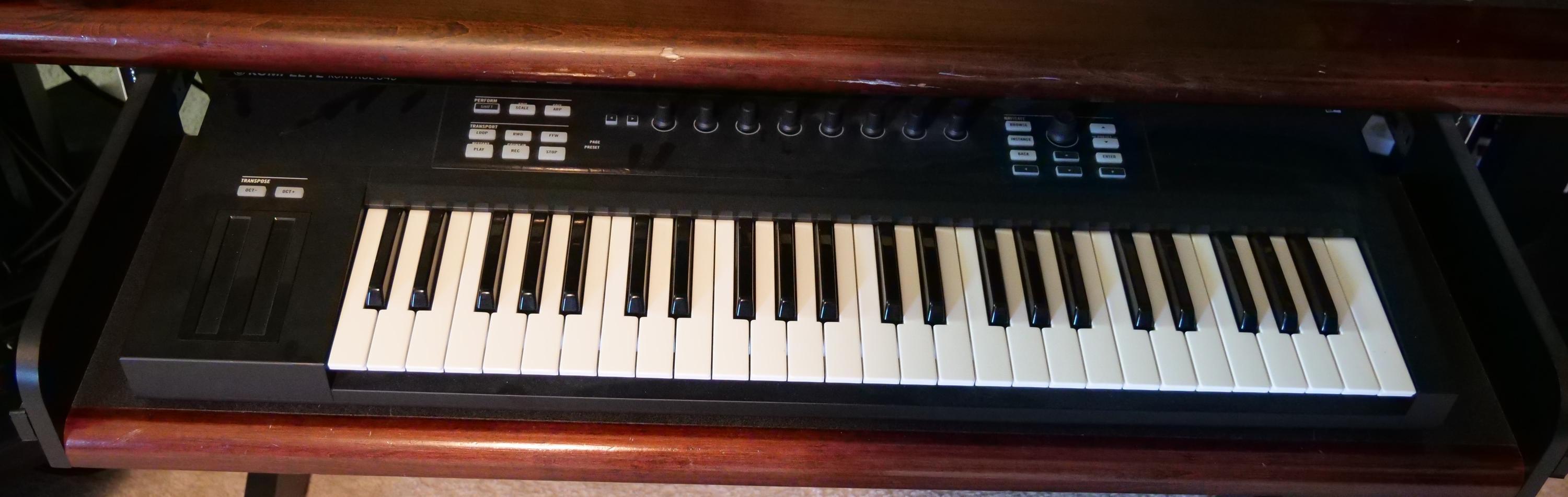 Used Native Instruments Kontrol S61 - Sweetwater's Gear Exchange