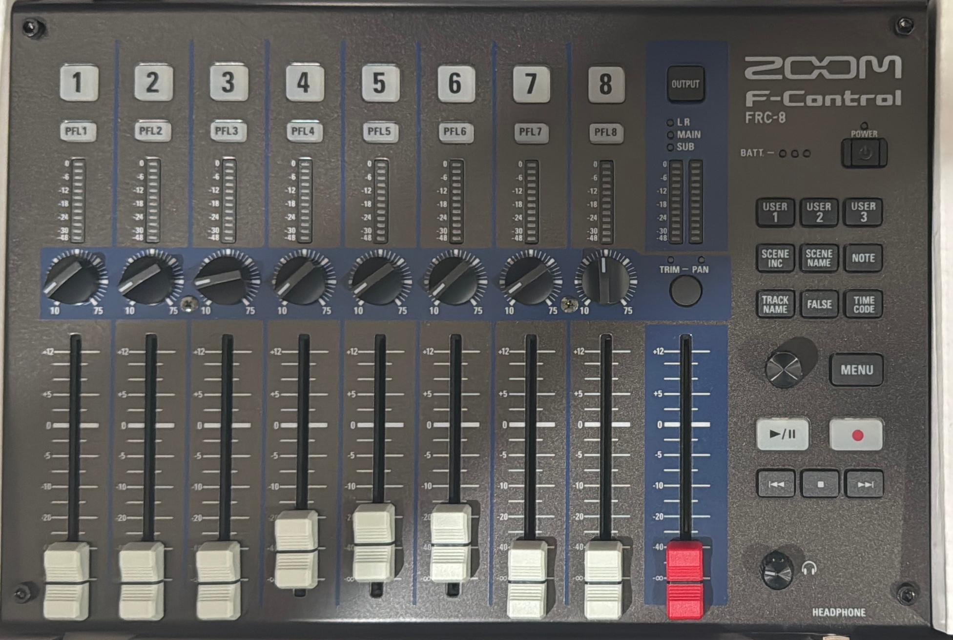 Used Zoom FRC-8-F-Series Remote - Sweetwater's Gear Exchange