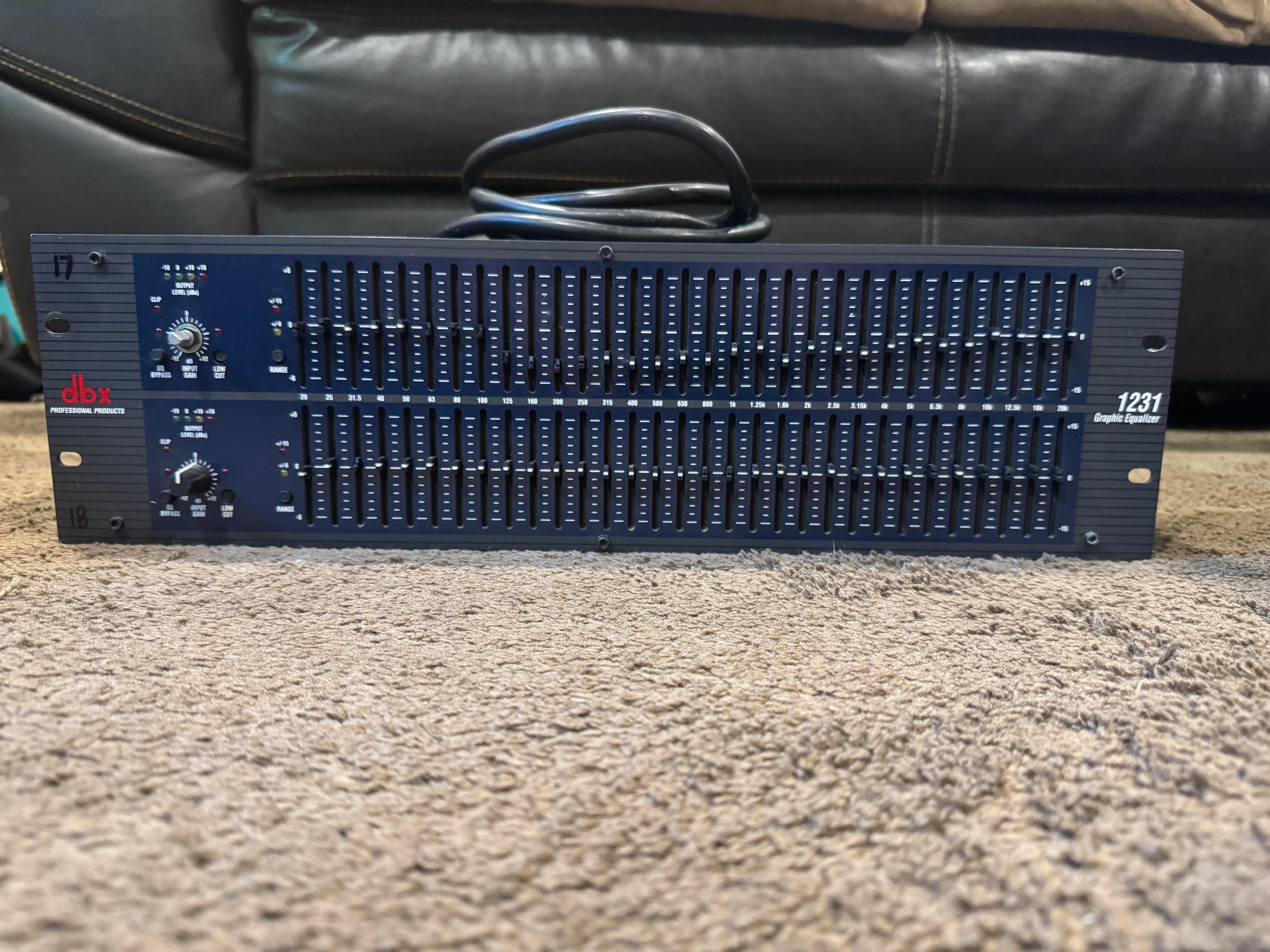 Used dbx 1231 Dual 31-band Graphic - Sweetwater's Gear Exchange