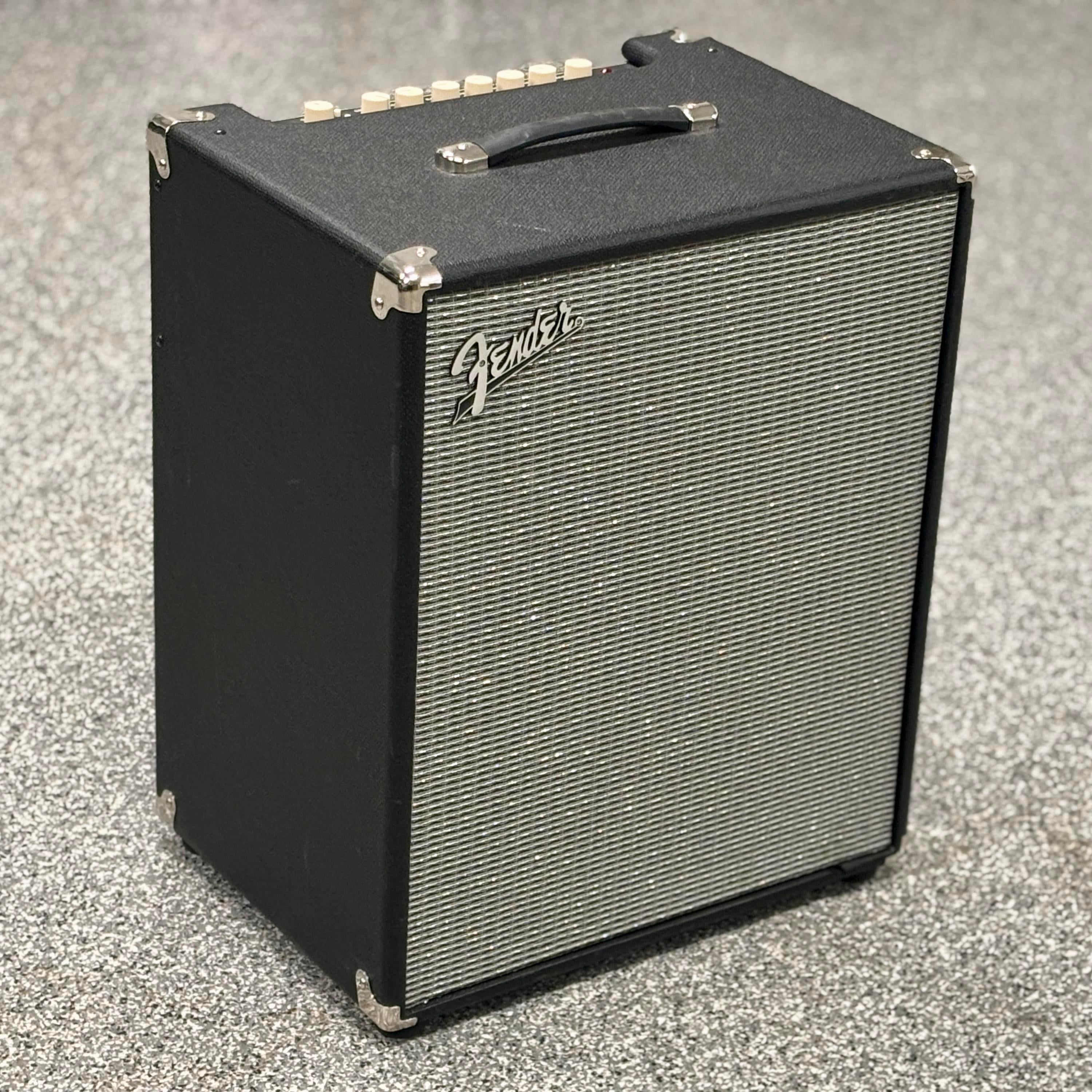 Used Fender Rumble 500 2 x 10-inch - Sweetwater's Gear Exchange