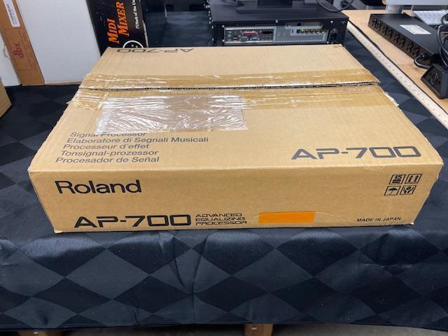 Used Roland AP-700 Advanced Audio - Sweetwater's Gear Exchange