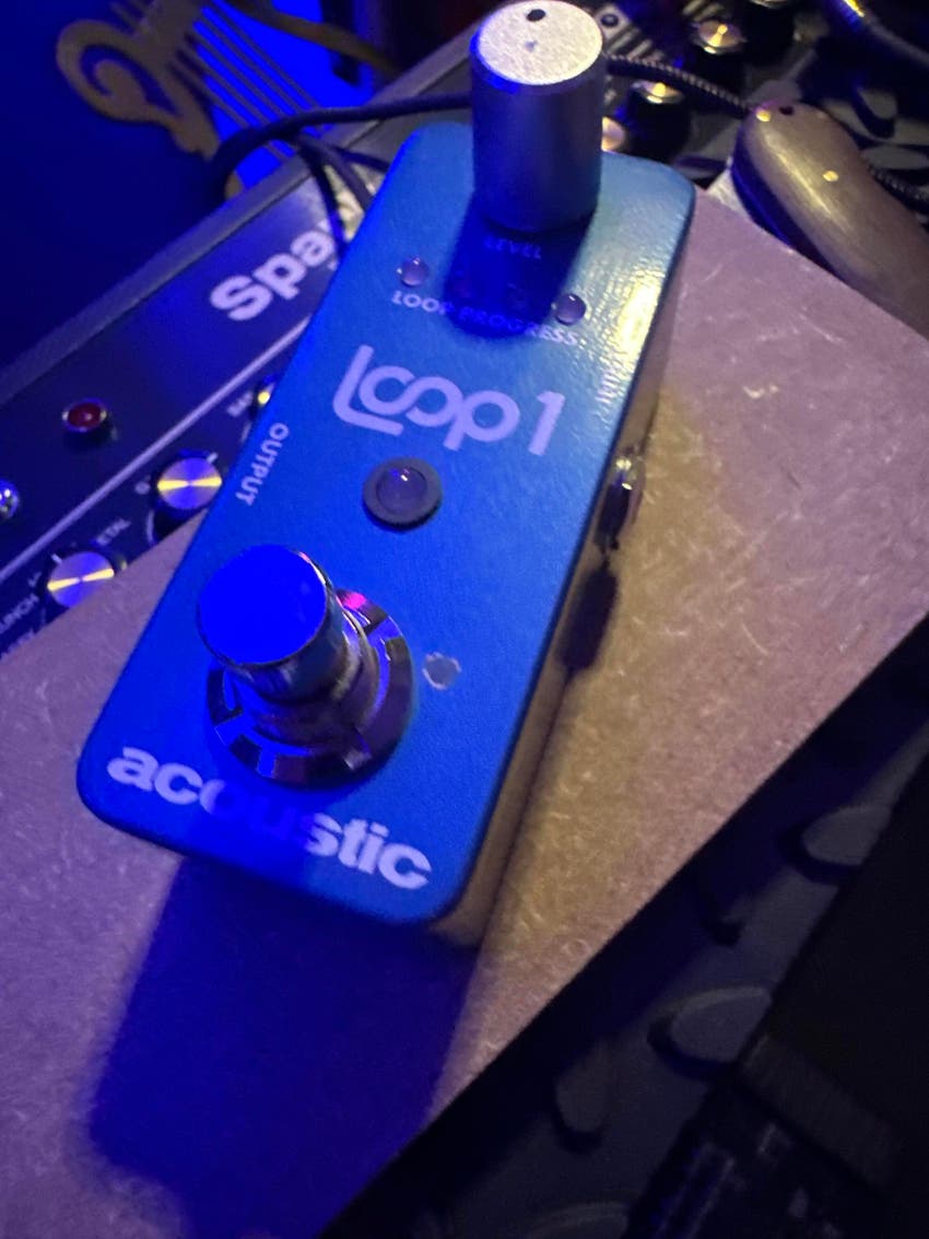 Used Acoustic loop1 pedal 4pre set - Sweetwater's Gear Exchange