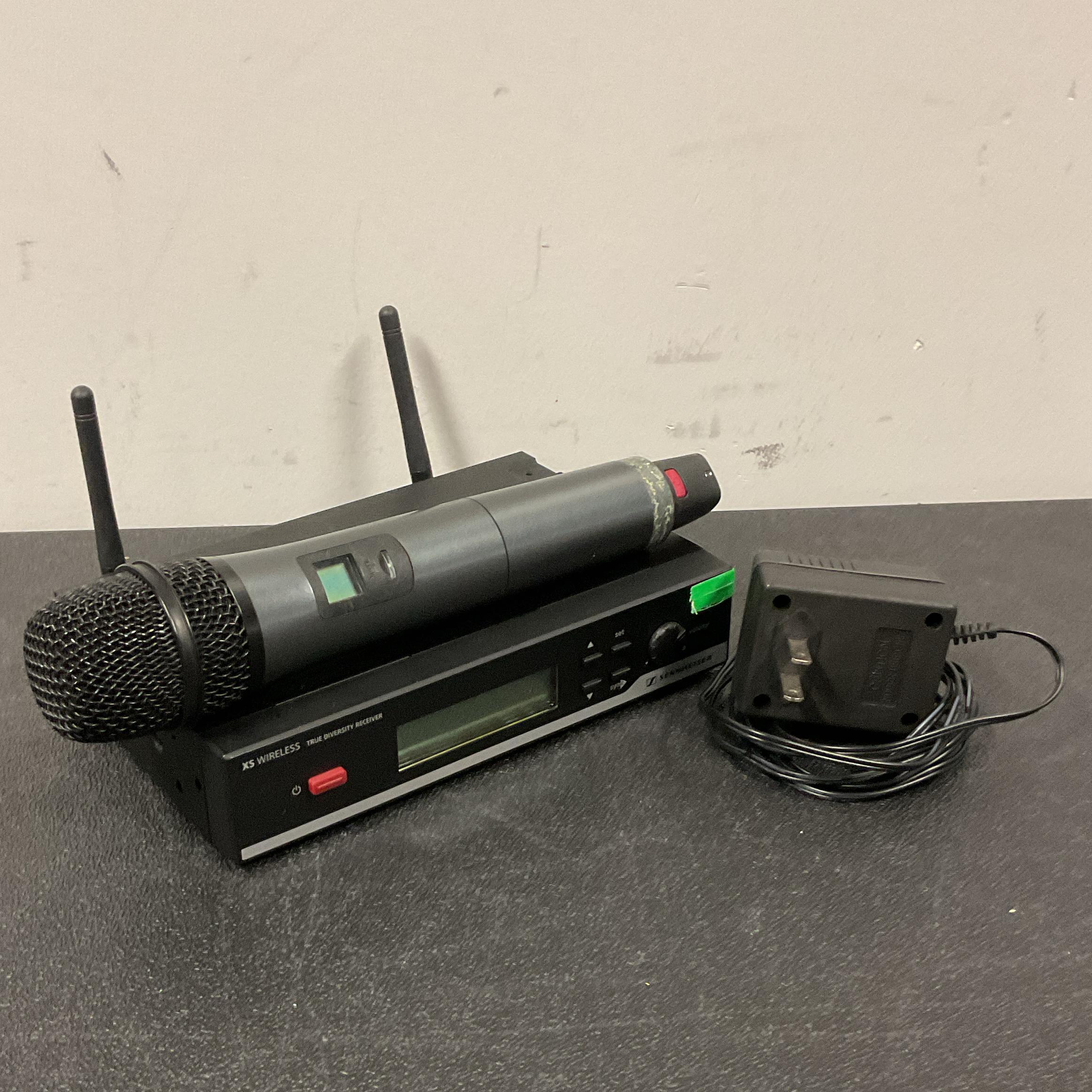 Used Sennheiser Wireless Mic + - Sweetwater's Gear Exchange