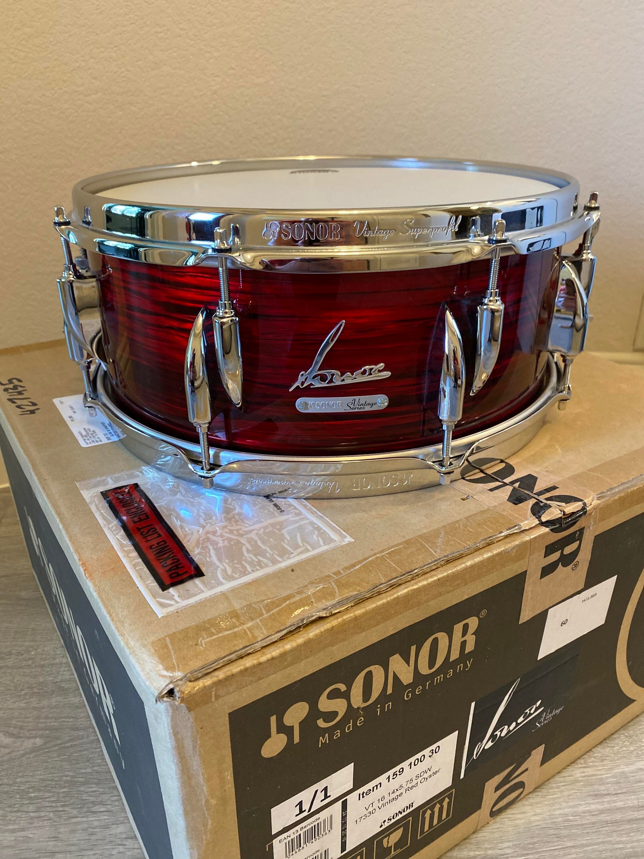 Used Sonor Vintage Series Snare Drum - 14 x 5.75 inch - Vintage Red ... Used Sonor Vintage Series Snare Drum - 14 x 5.75 inch - Vintage Red ...