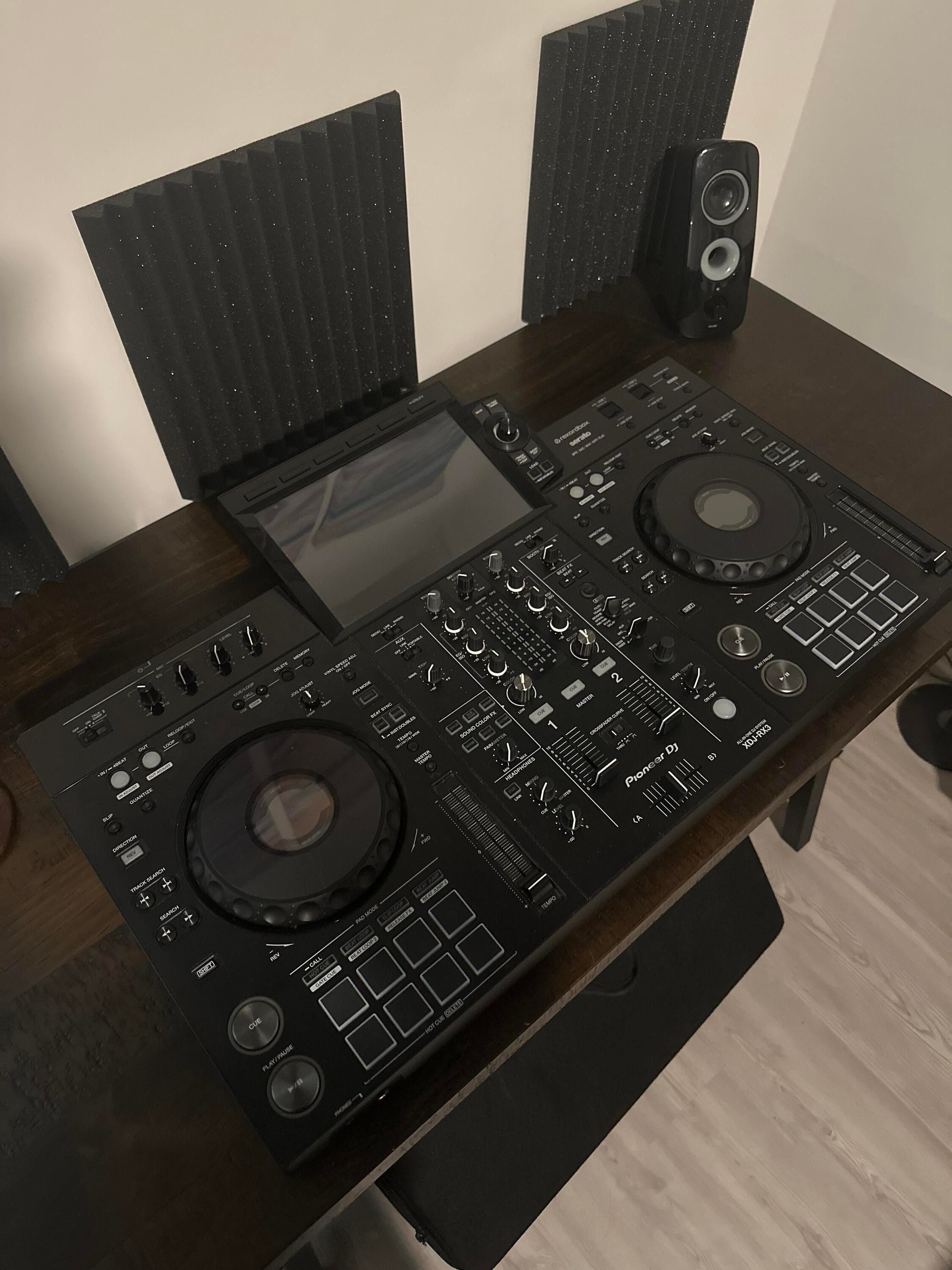 Used Pioneer DJ XDJ-RX3 Digital DJ - Sweetwater's Gear Exchange