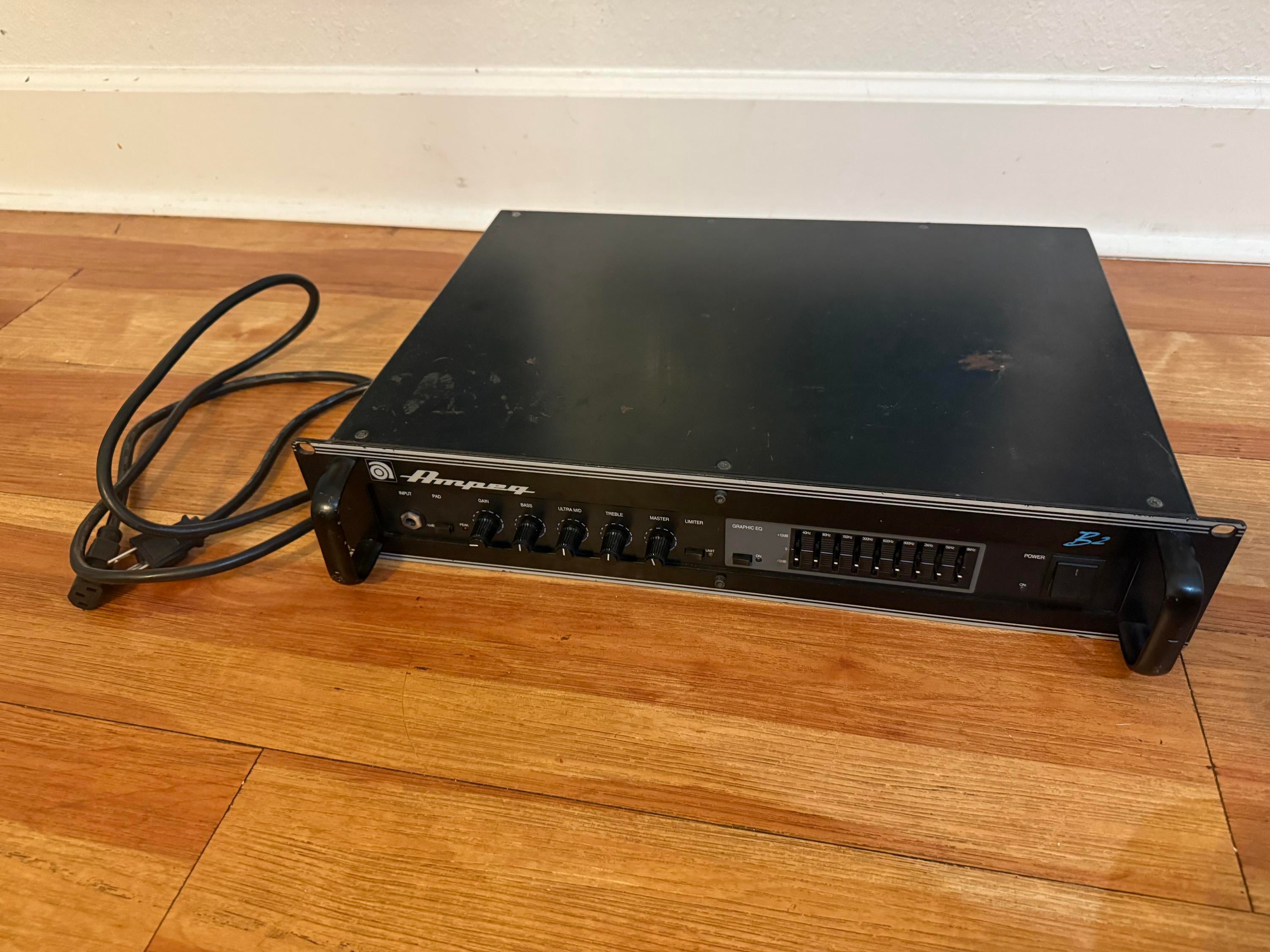 Used Ampeg B2 350-Watt Rackmount - Sweetwater's Gear Exchange
