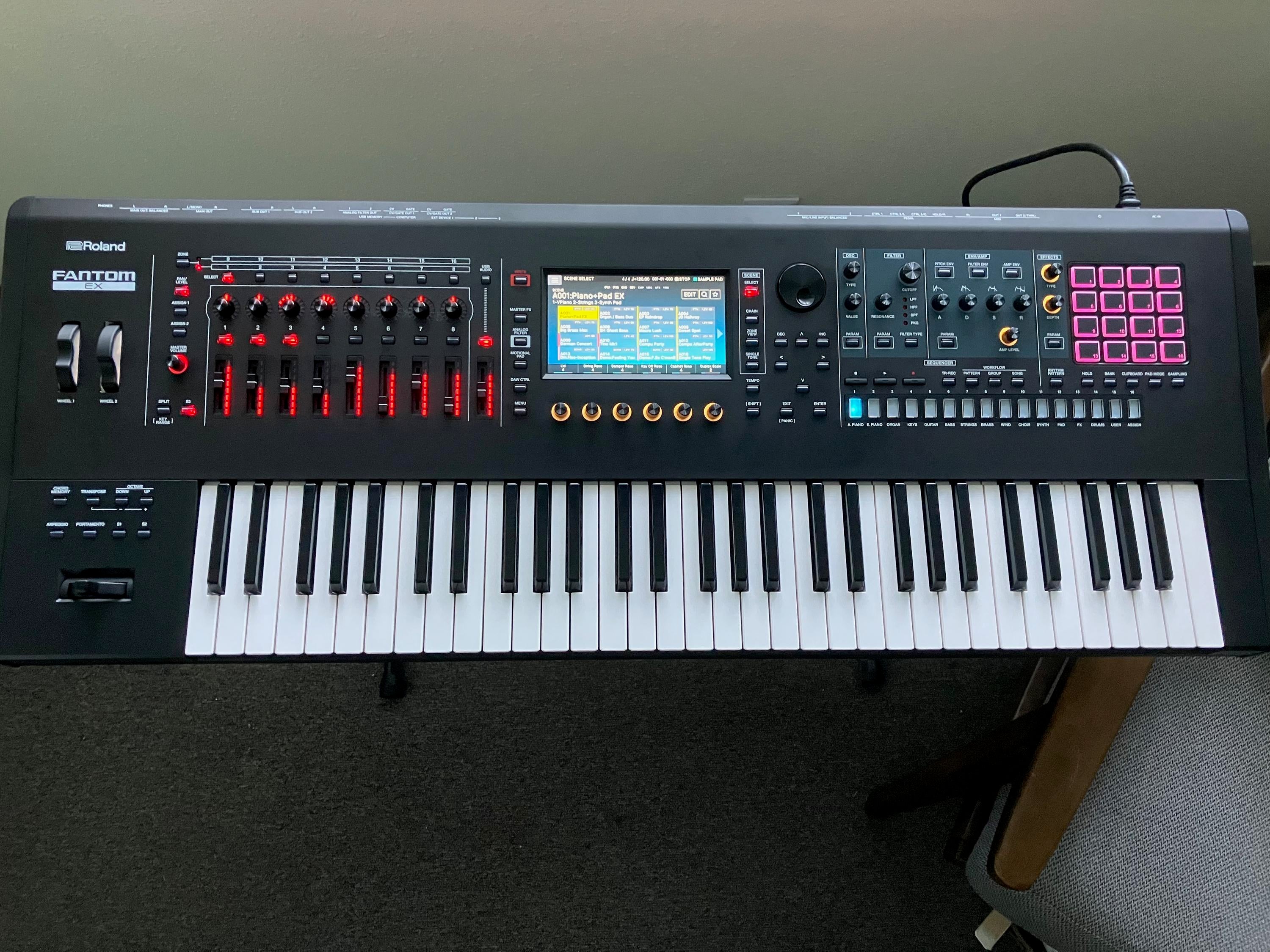 Used Roland FANTOM 6 EX Synthesizer - Sweetwater's Gear Exchange