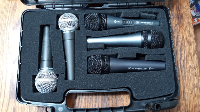 Used Shure/Sennheiser Microphone - Sweetwater's Gear Exchange