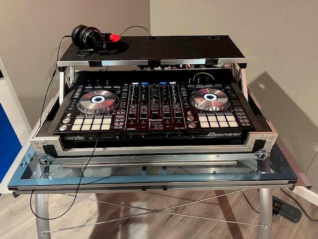 Used Pioneer DJ DDJ-SX2 4-deck - Sweetwater's Gear Exchange