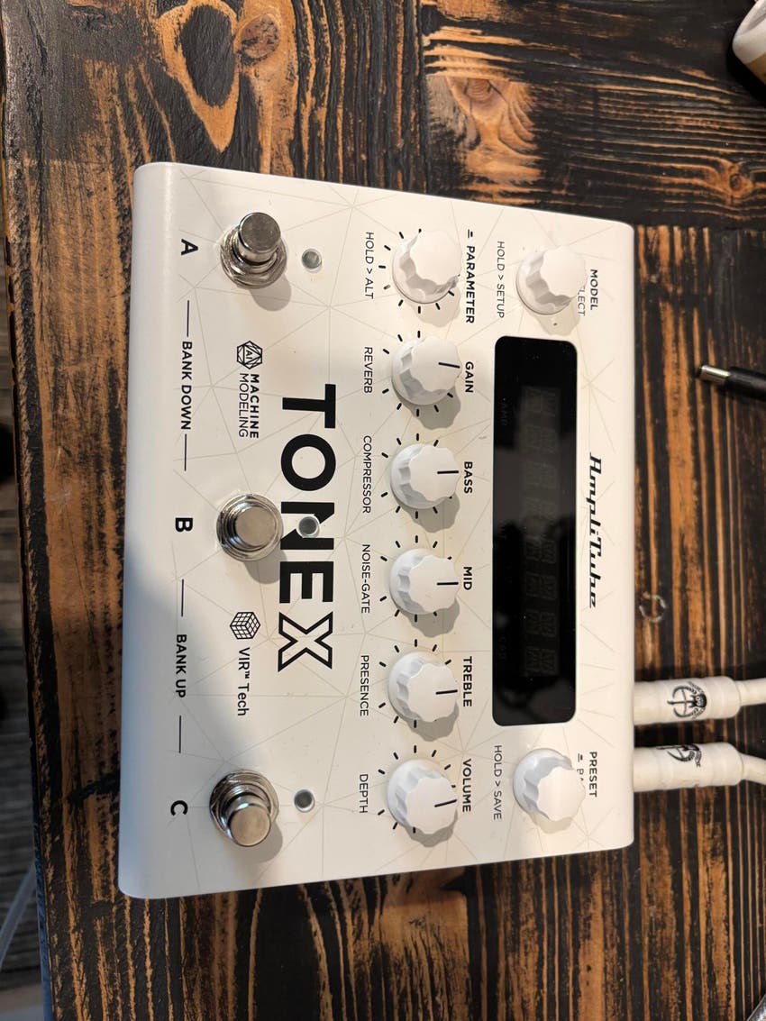 Used IK Multimedia TONEX Pedal - Sweetwater's Gear Exchange