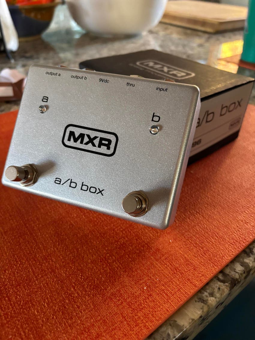 Used MXR a/b box - Sweetwater's Gear Exchange