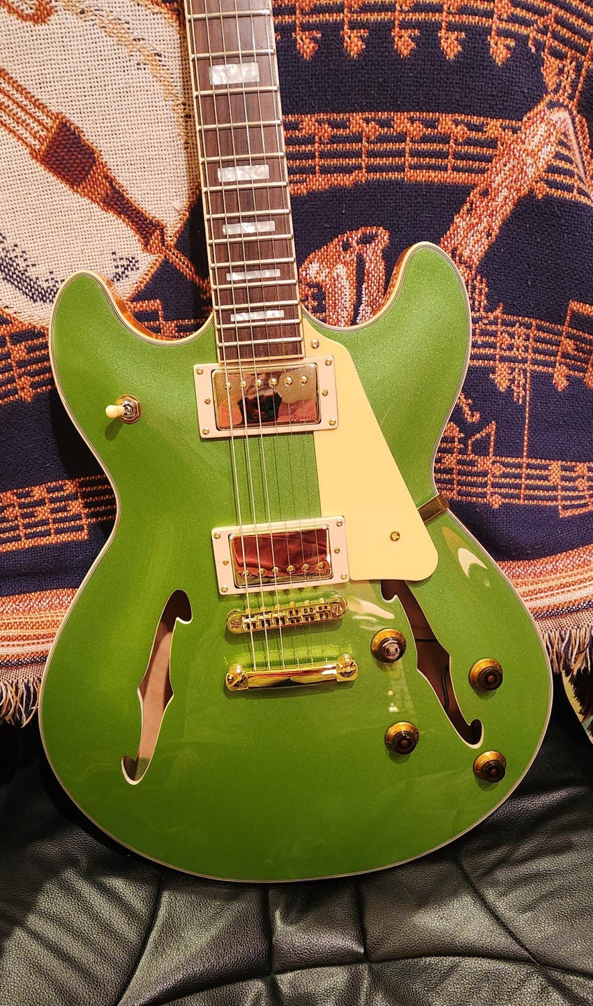 Used Harley Benton HB35 Plus with Hard Case | Sweetwater's Gear Exchange