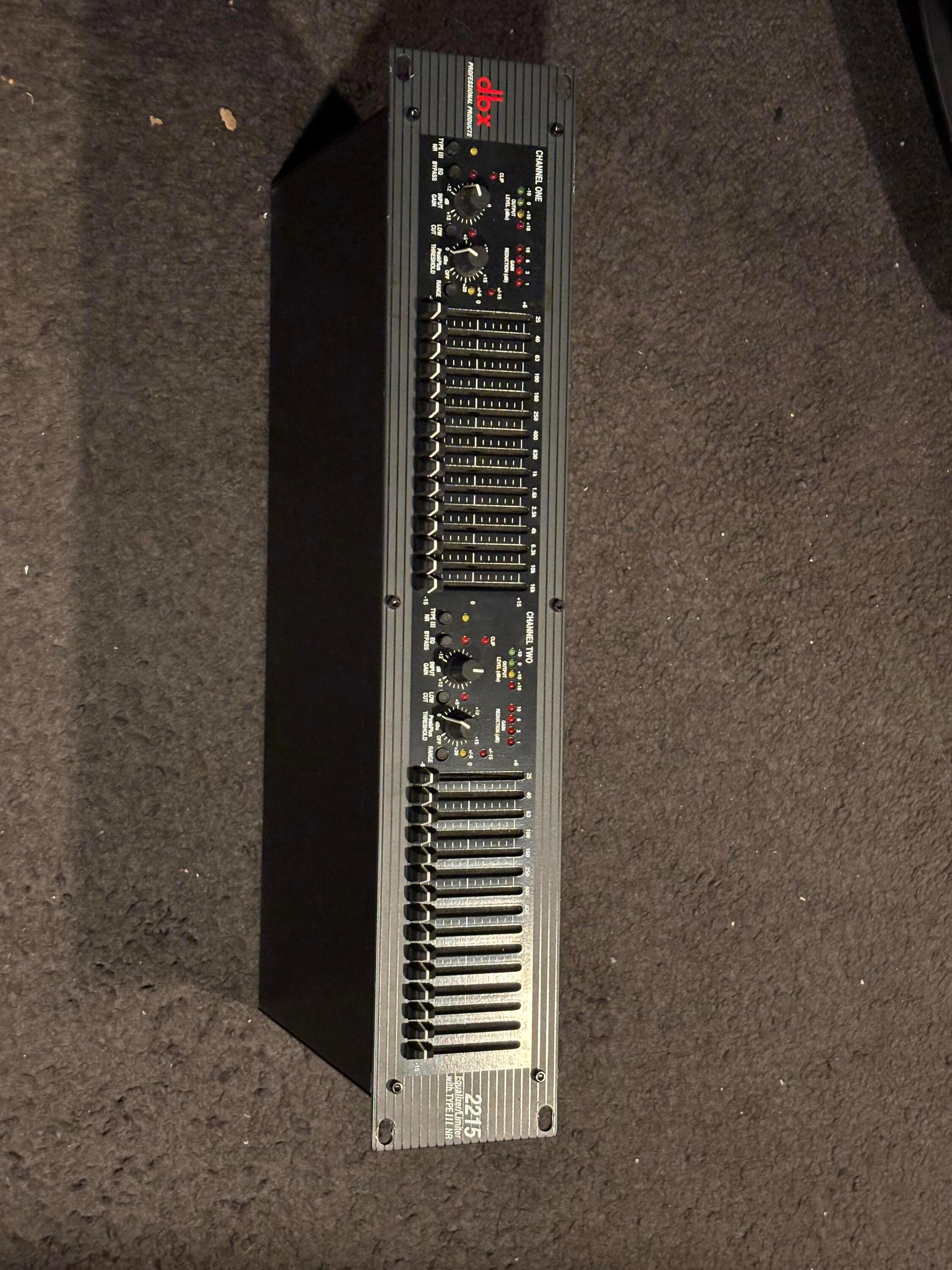 Used dbx 2215 Equalizer/Limiter - Sweetwater's Gear Exchange