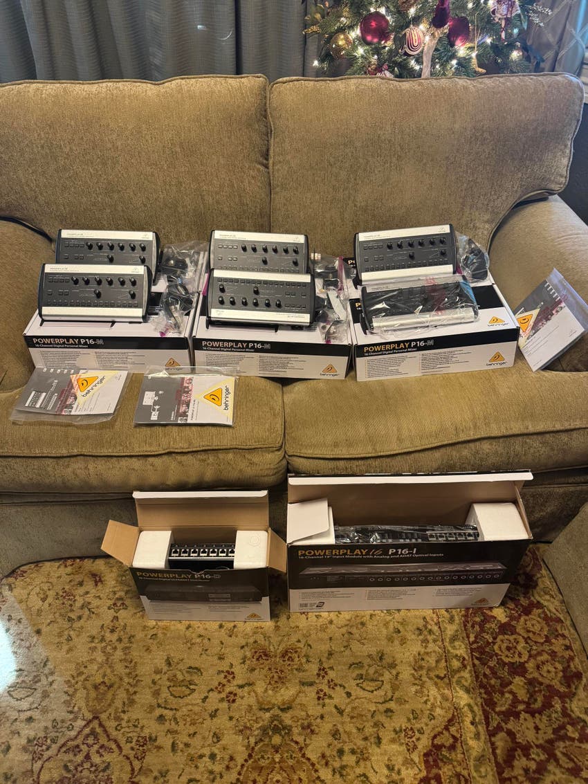 Used Behringer Powerplay P16-M - Sweetwater's Gear Exchange
