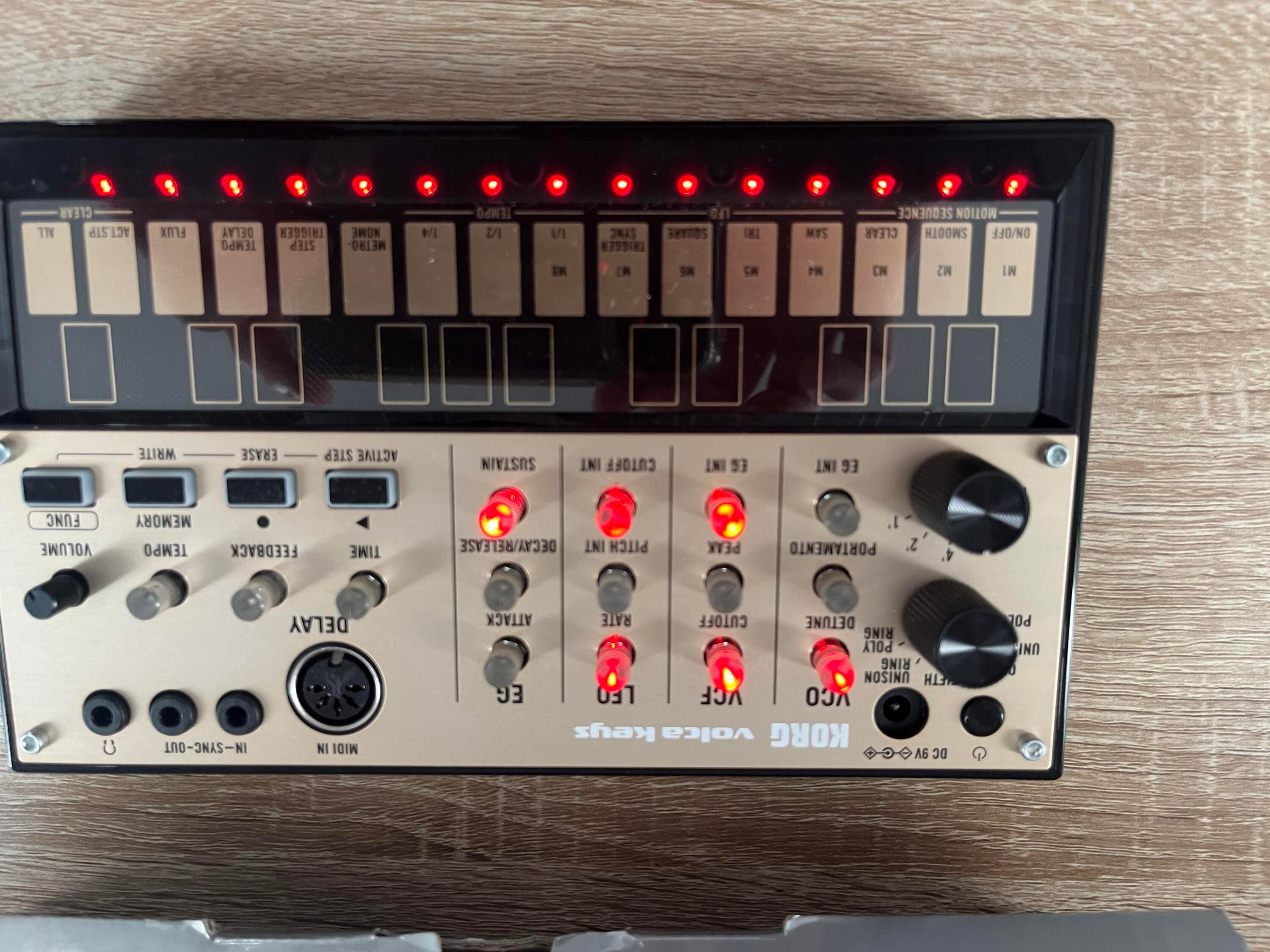 Used Korg Volca Keys Analog Loop - Sweetwater's Gear Exchange
