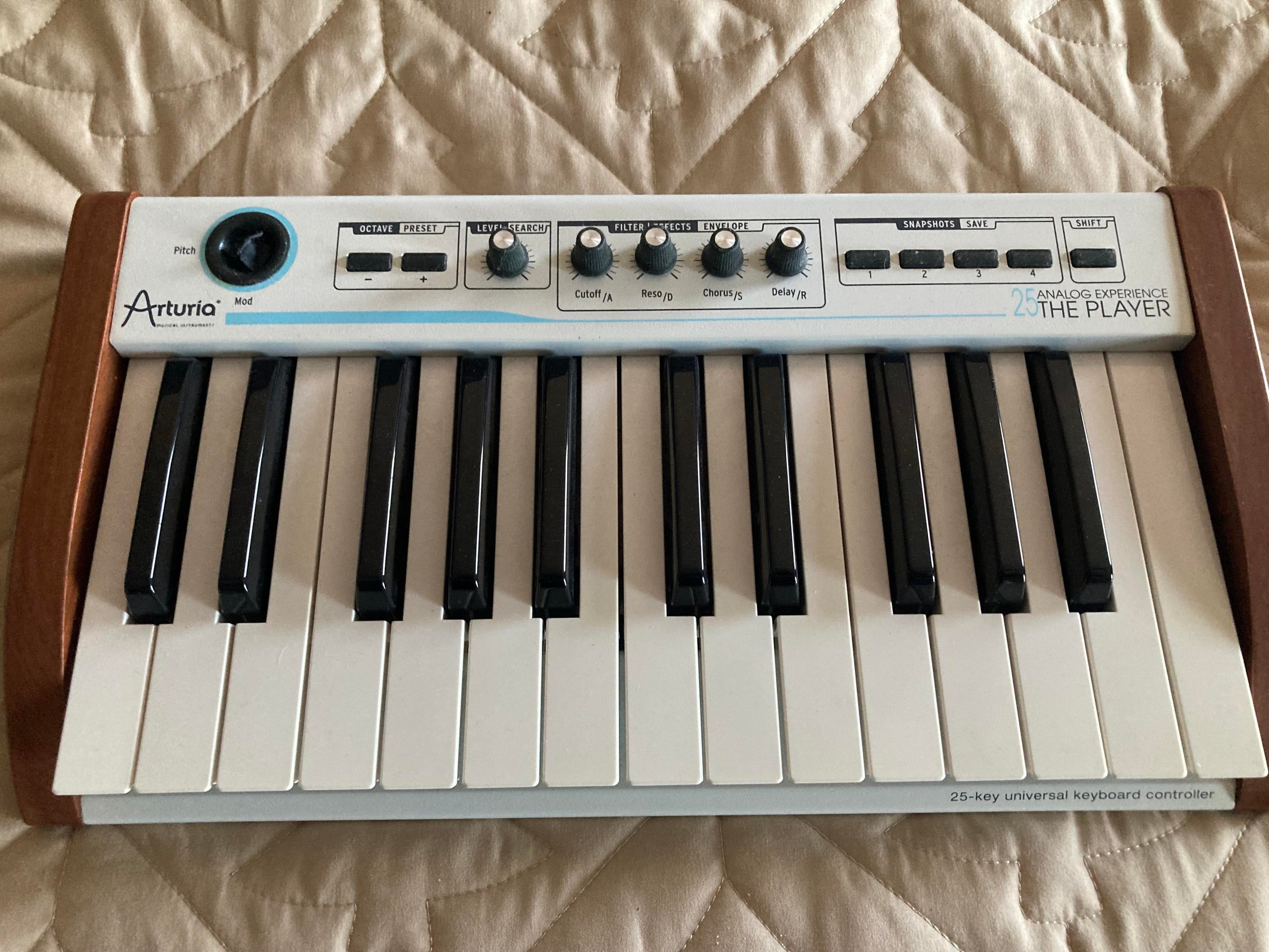 Used Arturia 25 Key Lab controller - Sweetwater's Gear Exchange