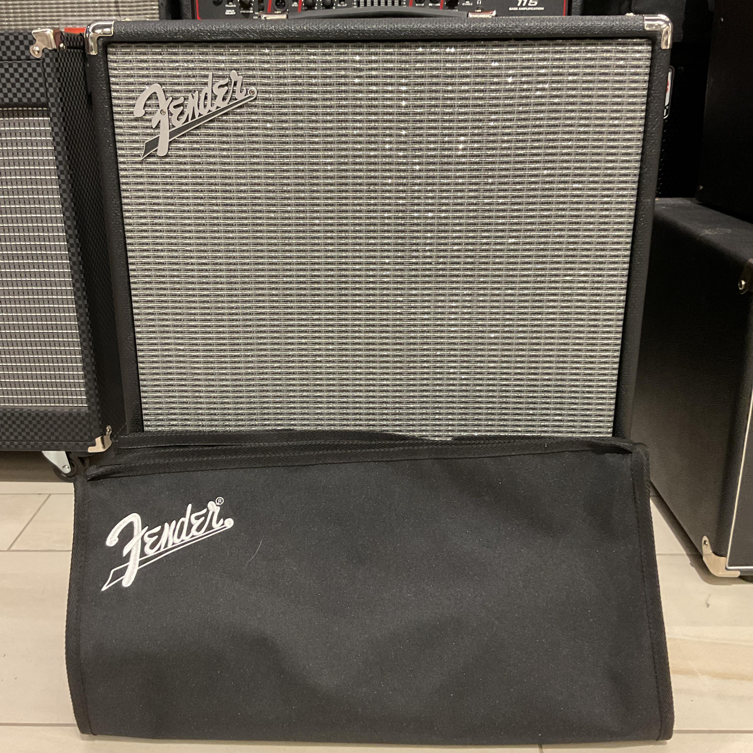 Used Fender Rumble 800 2x10" - Sweetwater's Gear Exchange