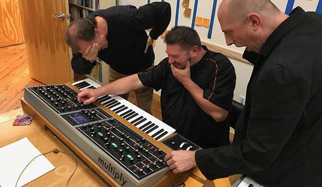 Exploring the Moog One - InSync