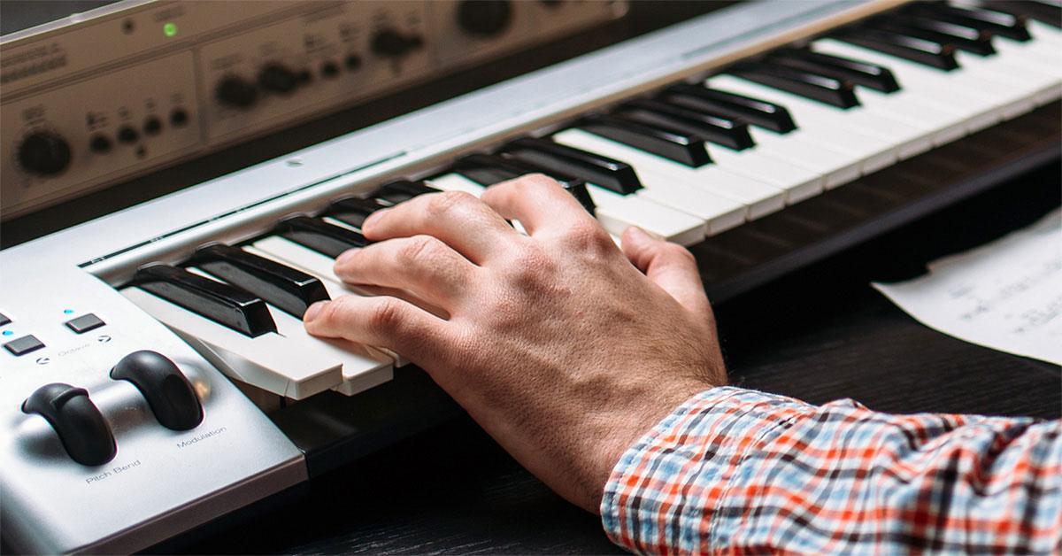 How to Create Realistic MIDI Bass Parts - InSync