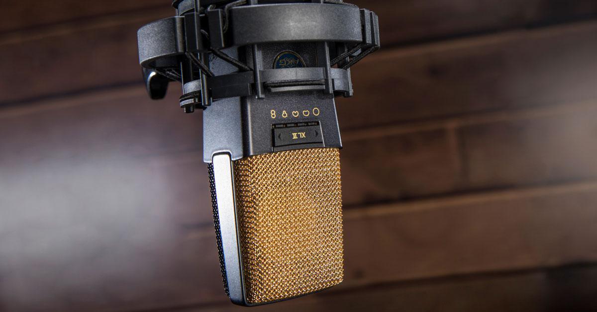 The History of the AKG C414 - InSync